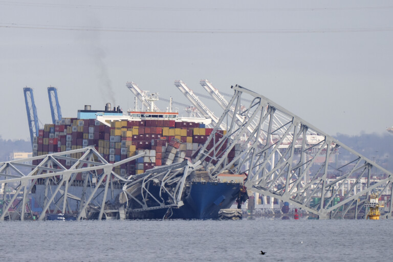 Watch: Cargo ship lost power and issued mayday before hitting Baltimore ...