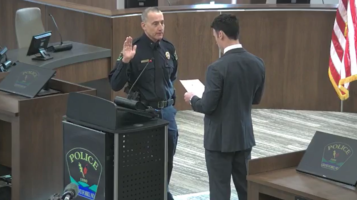 New Police Chief Sworn In At Grand Forks Police Department - KVRR Local ...