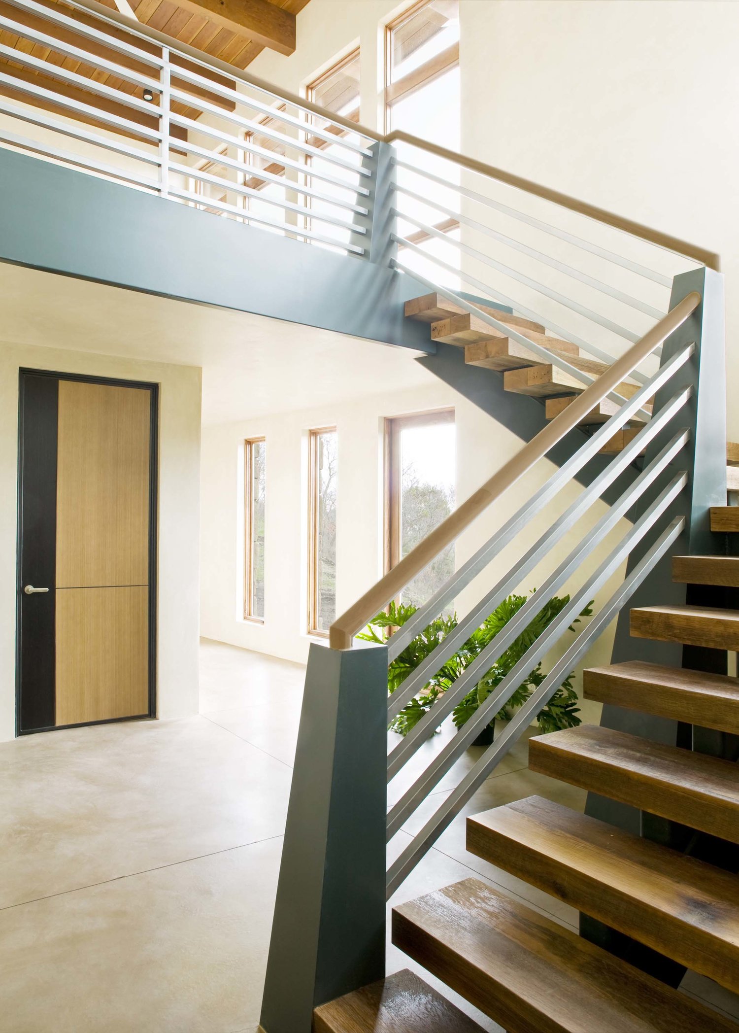 This Telluride Home Merges Cliffside Drama With Modern Elegance ...