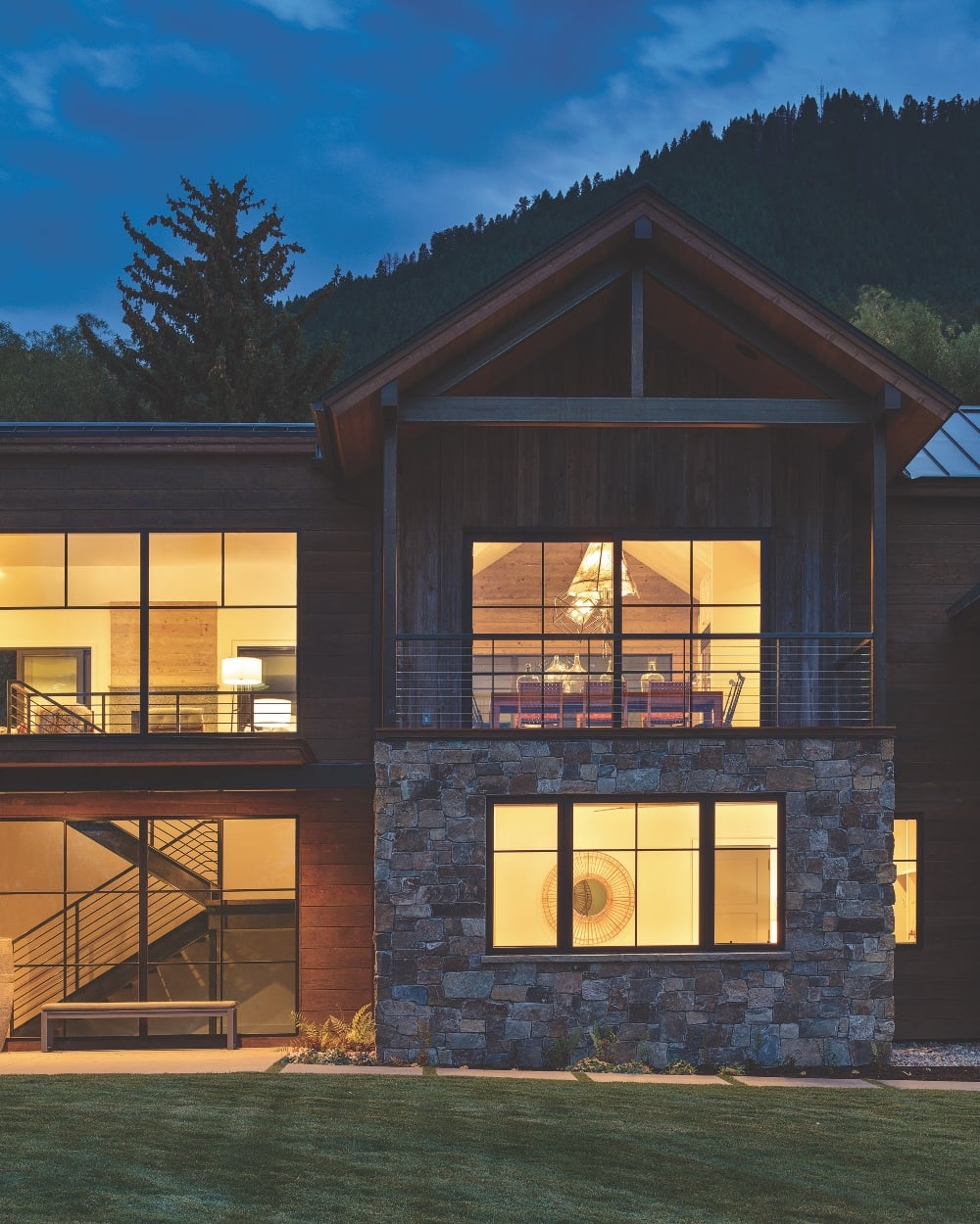A Cozy Home Inspired by Love at First Sight - Mountain Living
