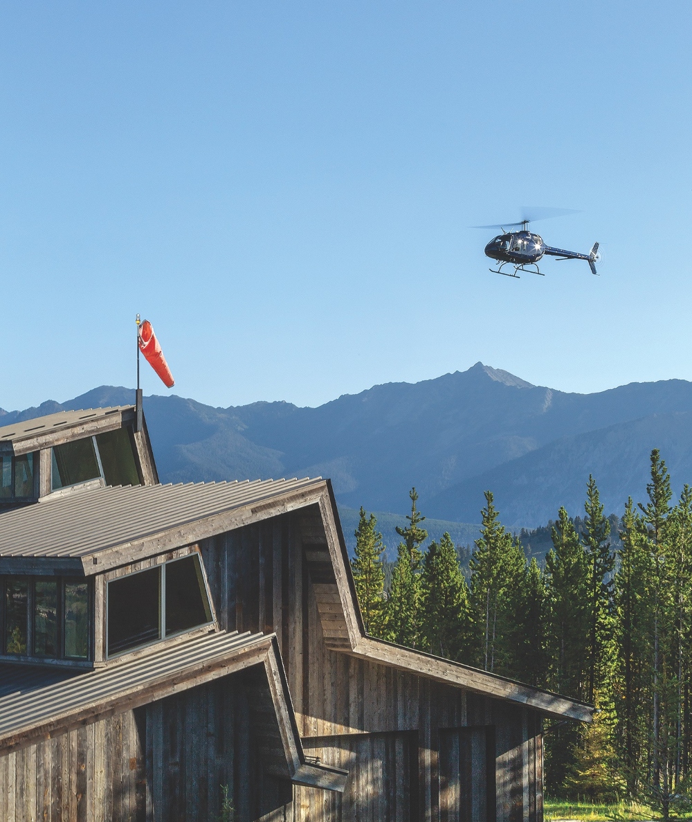 At Home in a Helicopter Studio - Mountain Living