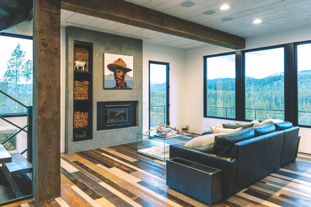 At Home in a Lookout - Mountain Living