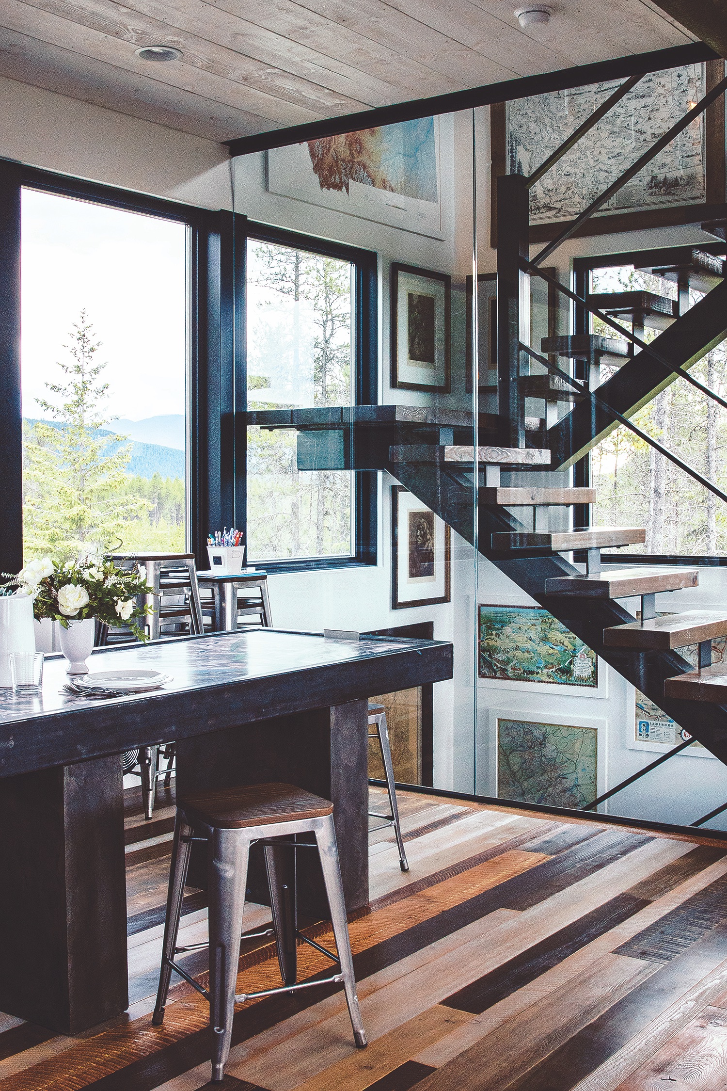 At Home in a Lookout - Mountain Living