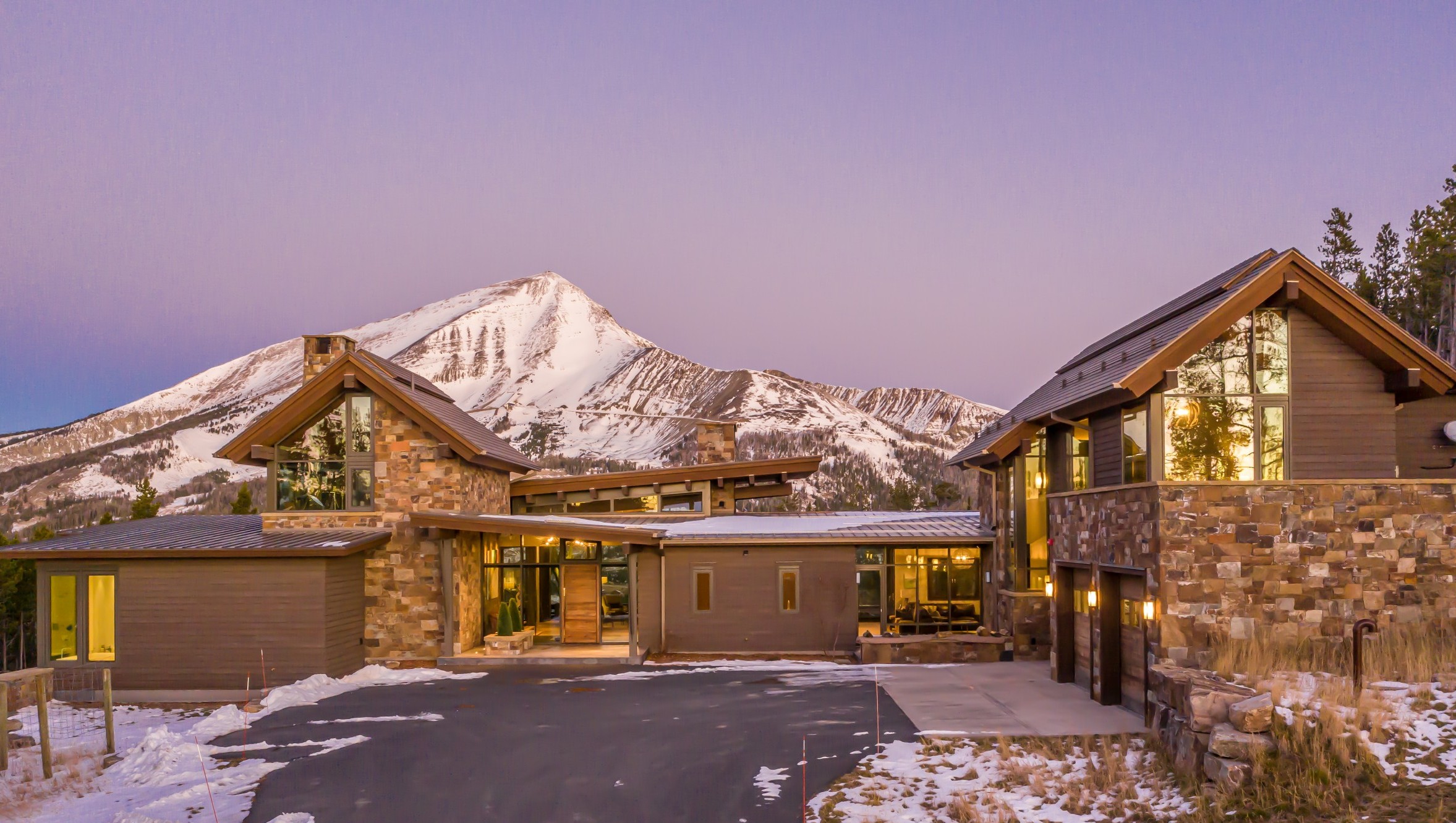 A Mountain Retreat With Never-Ending Views - Mountain Living