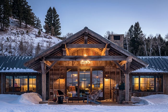 17 Mountain Homes in the Winter - Mountain Living