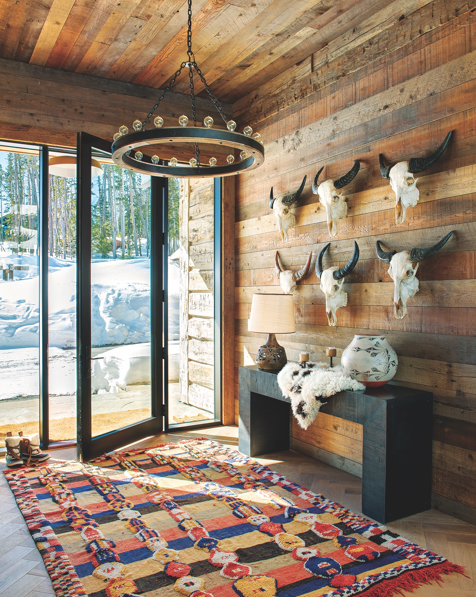 A Family Lodge in Bozeman With Bohemian Style - Mountain Living