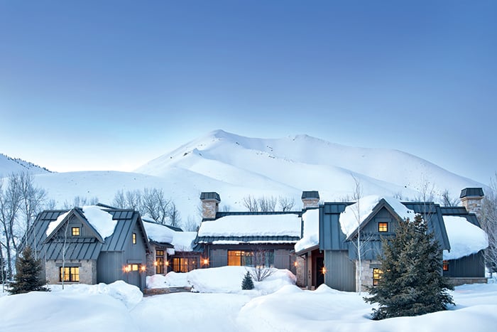 17 Mountain Homes in the Winter - Mountain Living