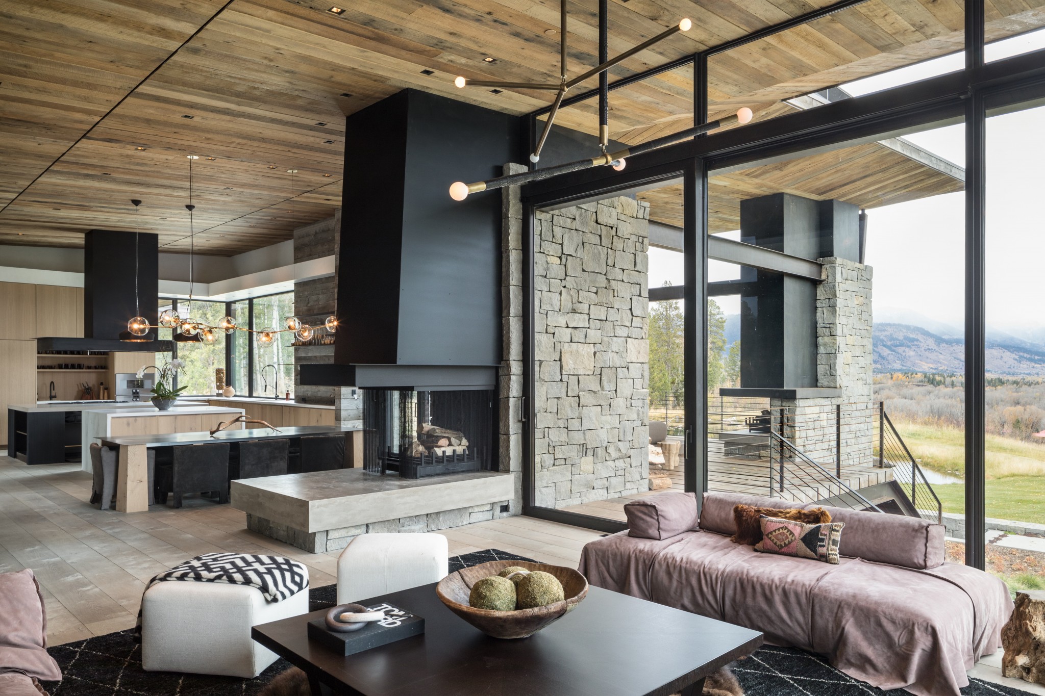 Transparency in Architecture - Mountain Living