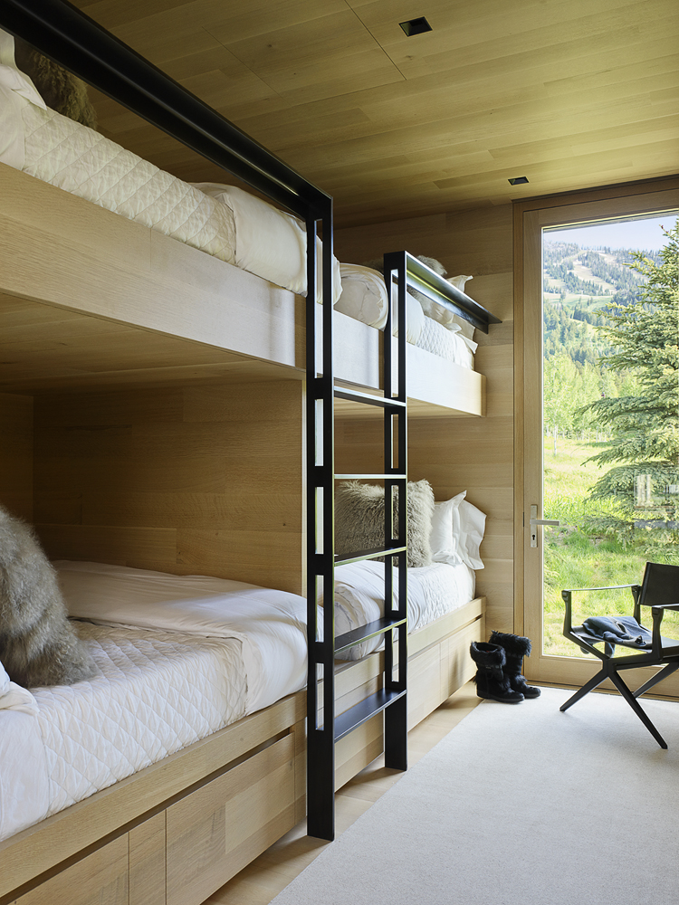A Guide to Statement-Making Bunk Rooms - Mountain Living