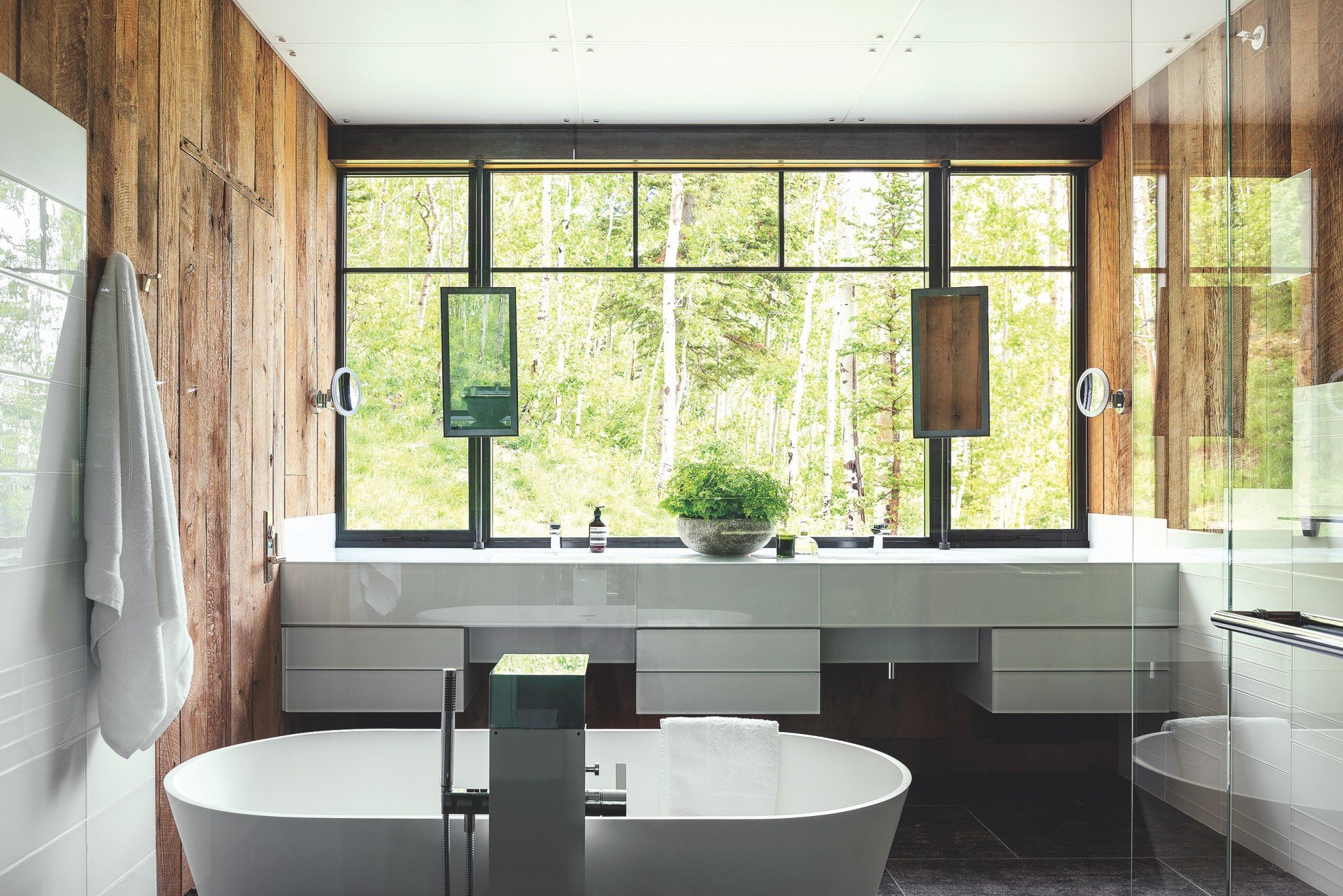 A Modern Home With Rustic Materials - Mountain Living