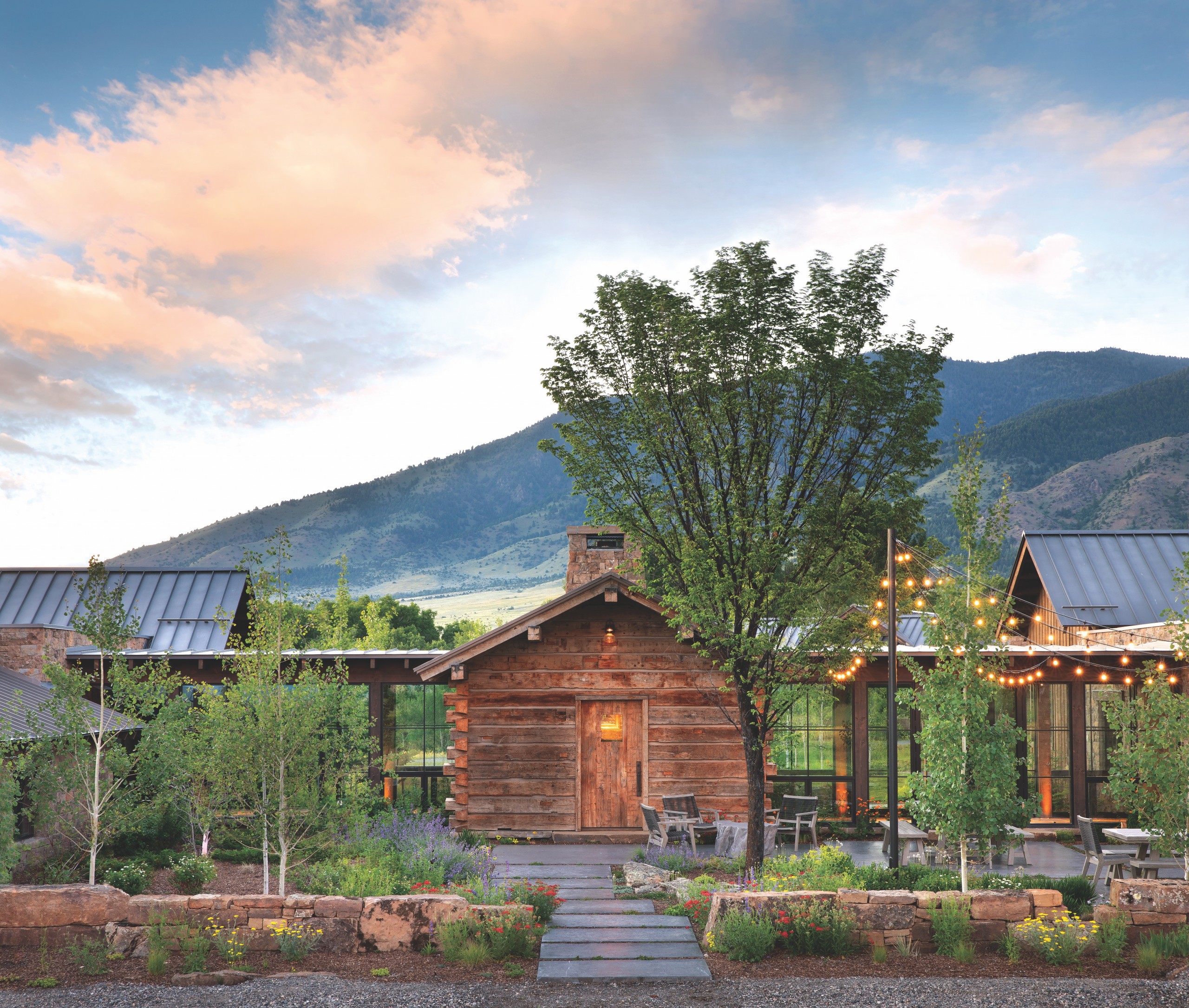 Three Generations Come Together in a Rustic Montana Home - Mountain Living