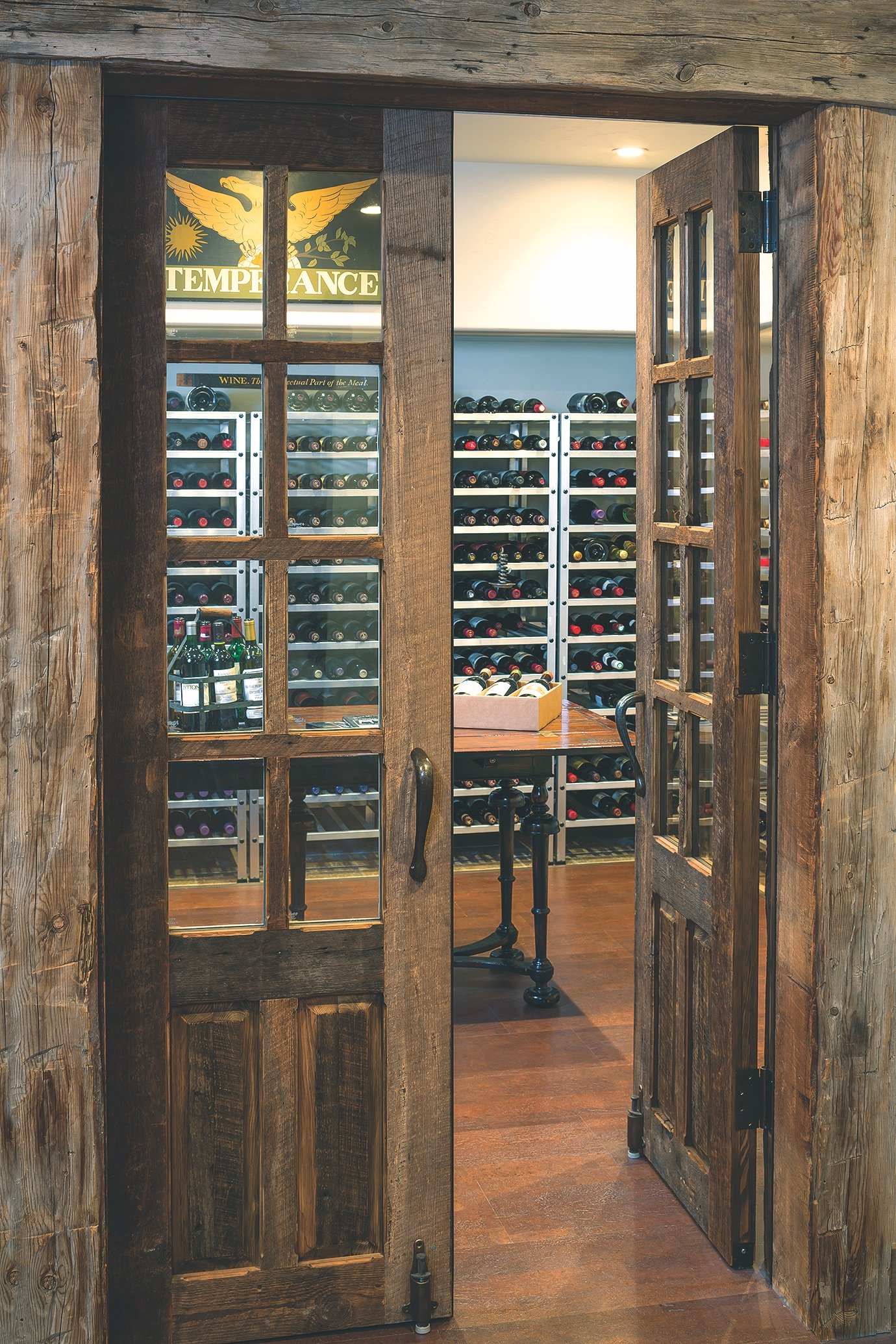 An Old-World Homestead Built for Modern-Day Entertaining - Mountain Living