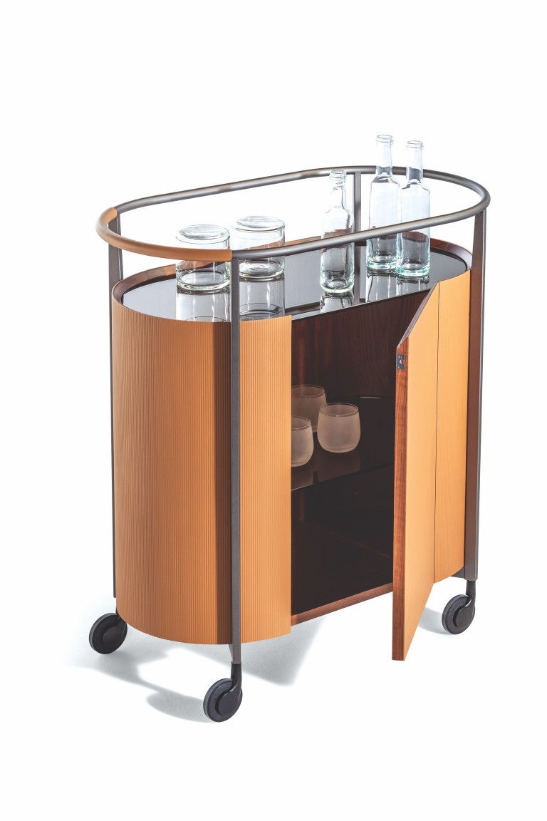 A Splurge-Worthy Libation Station - Mountain Living