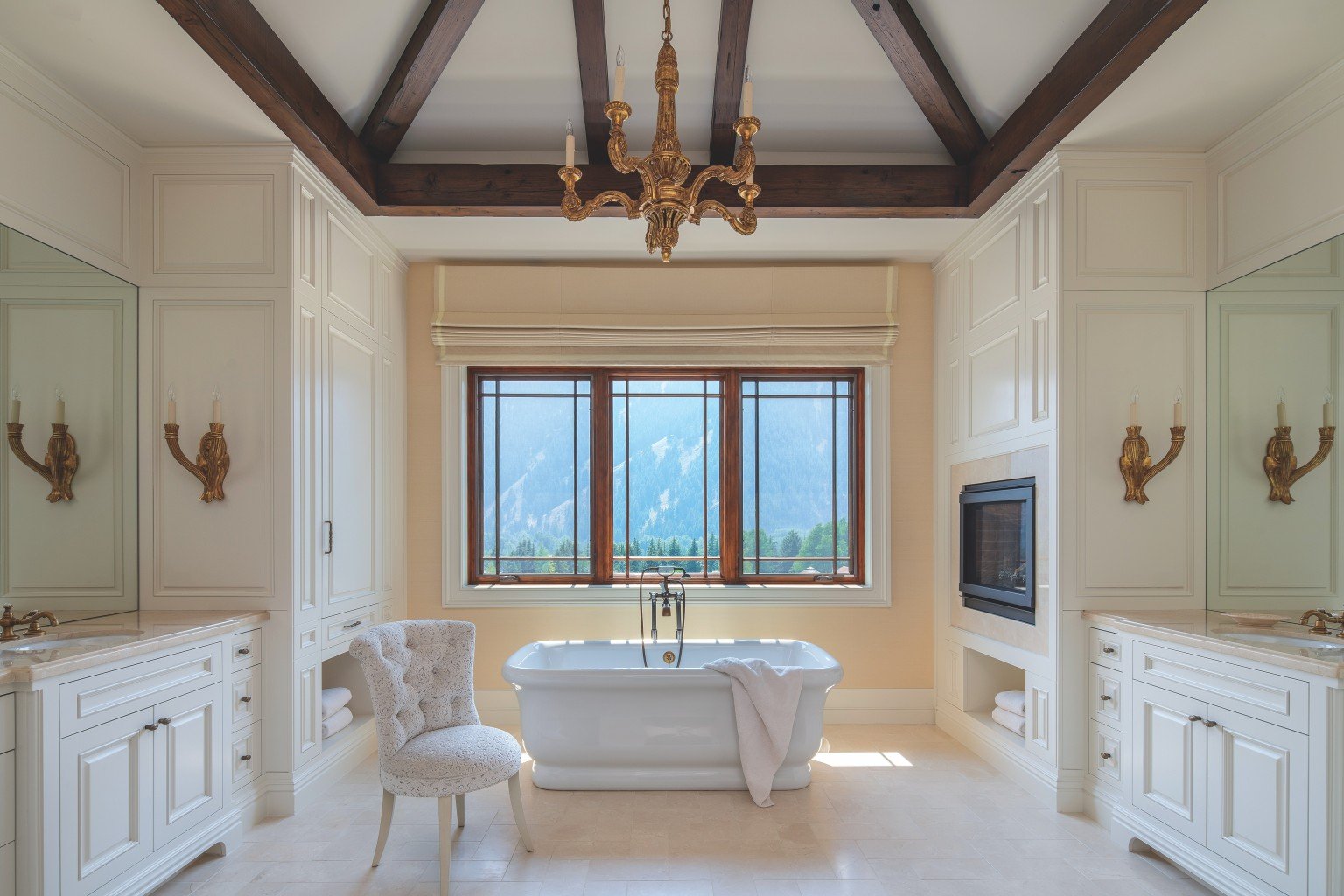 A Dreamy Home on Lake Pend Oreille - Mountain Living