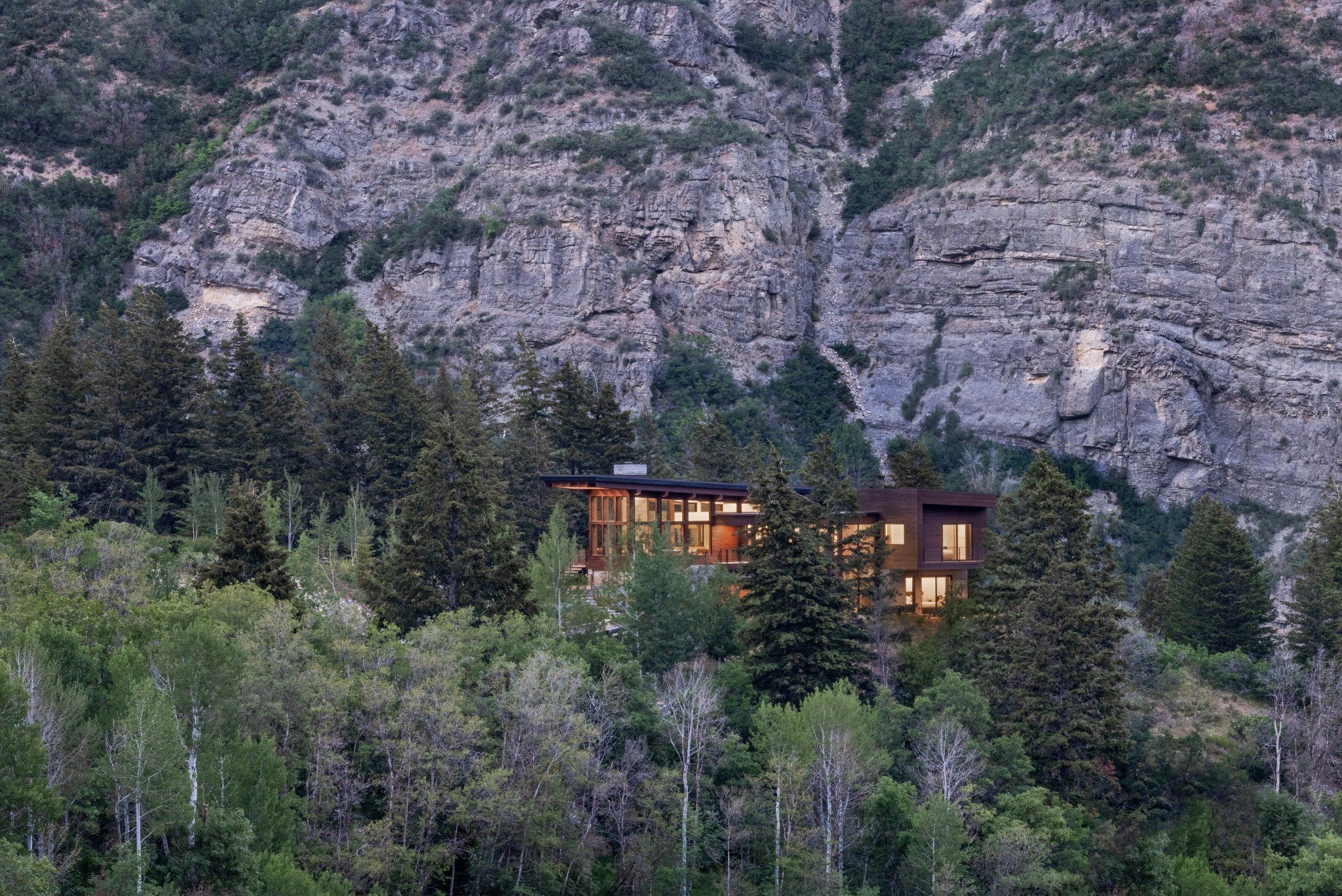A Modernist Mountain Retreat Nestled in Provo Canyon, Utah - Mountain ...