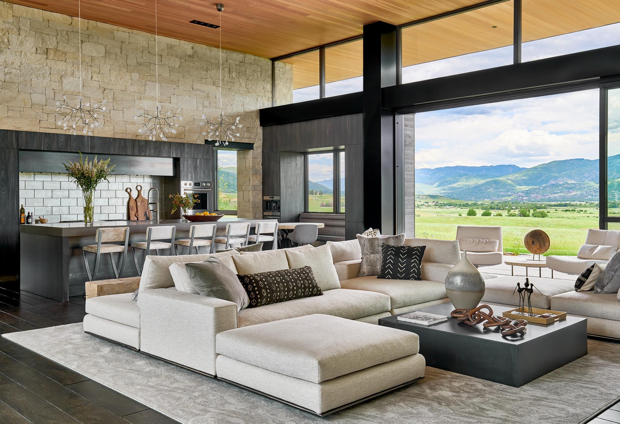 A Modern Home on the Prairie - Mountain Living