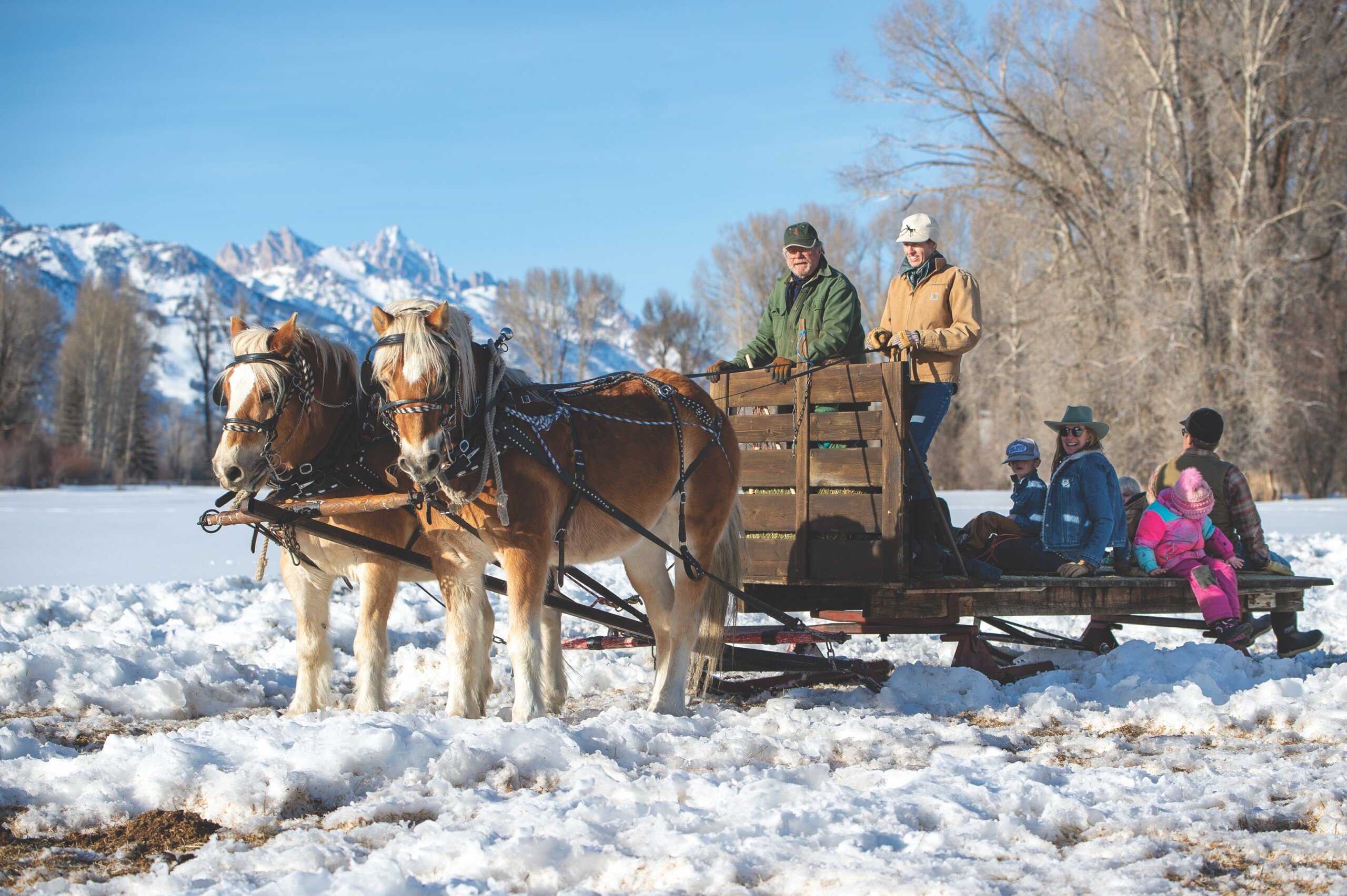 Meet Fourth-Generation Wyoming Outfitters and Ranchers—The Linn Family ...