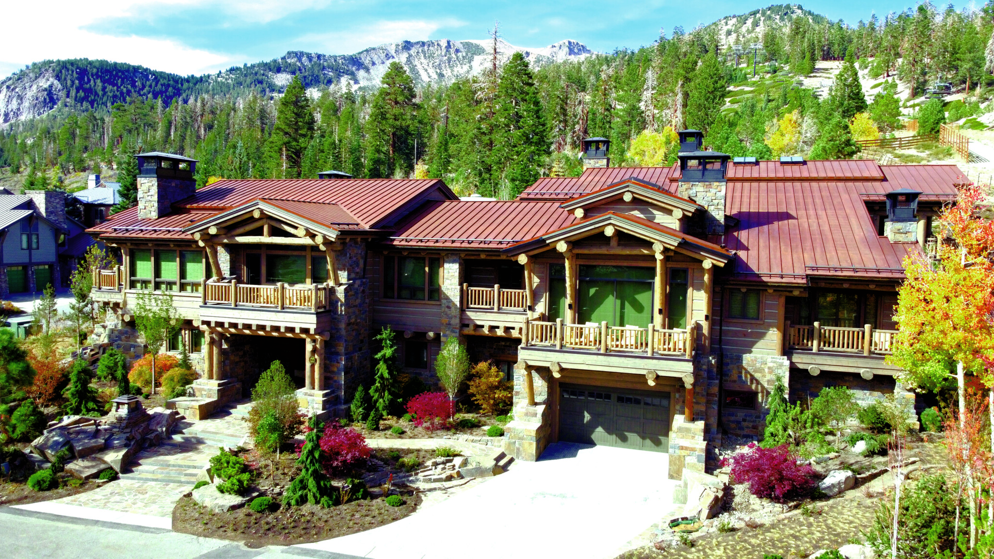 This Vacation Home in the Heart of Mammoth Lakes Dazzles with Alpine ...