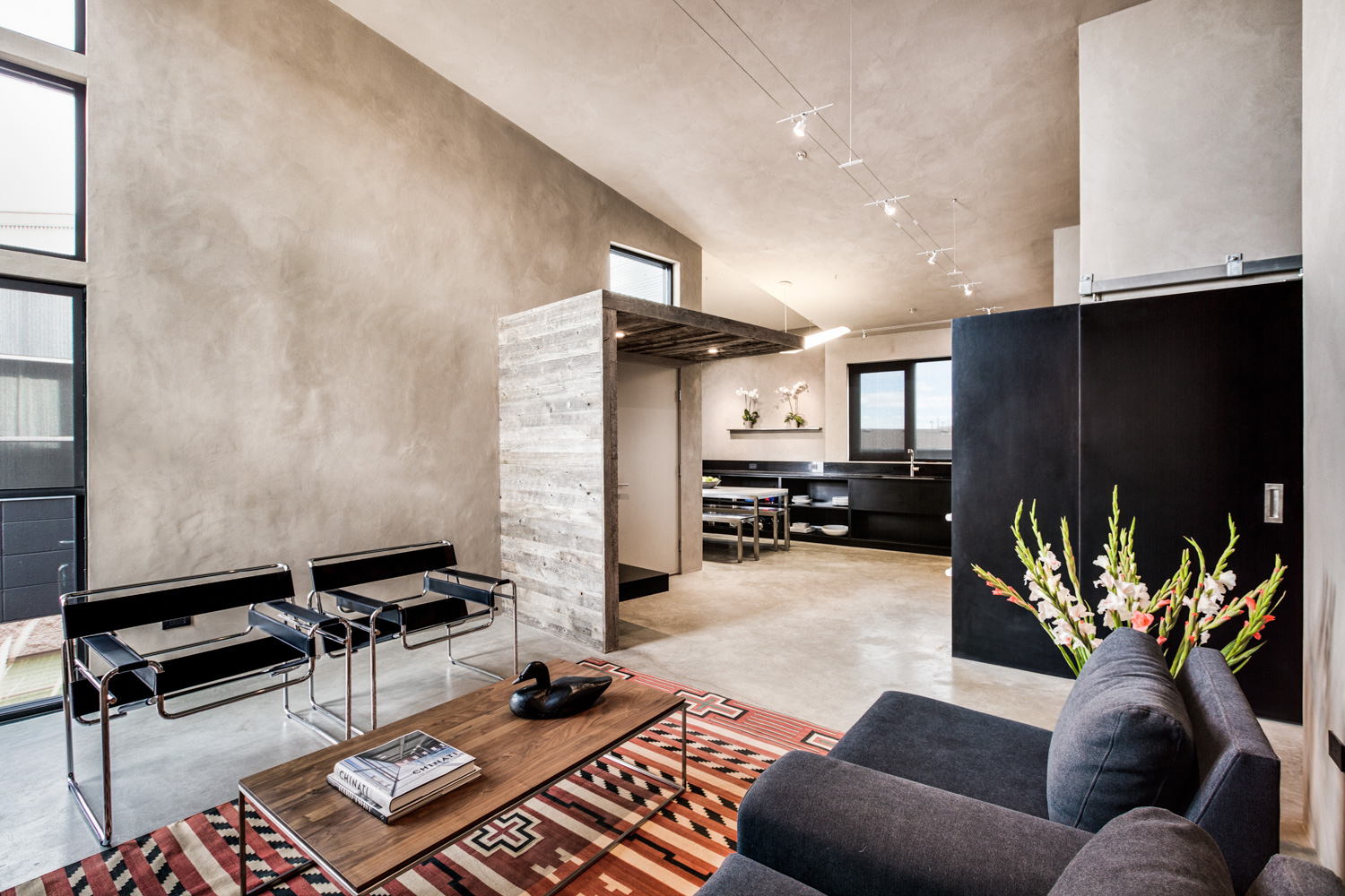 Creating an Environmentally Friendly Space with Natural Clay Plaster ...