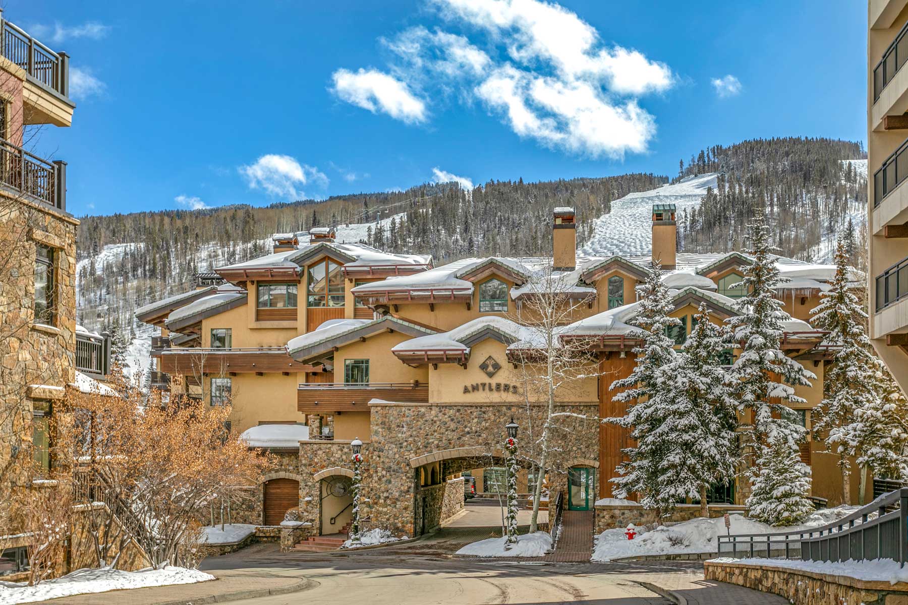 Experience a New Season of Skiing, Snow, Luxury Stays, and More in Vail ...