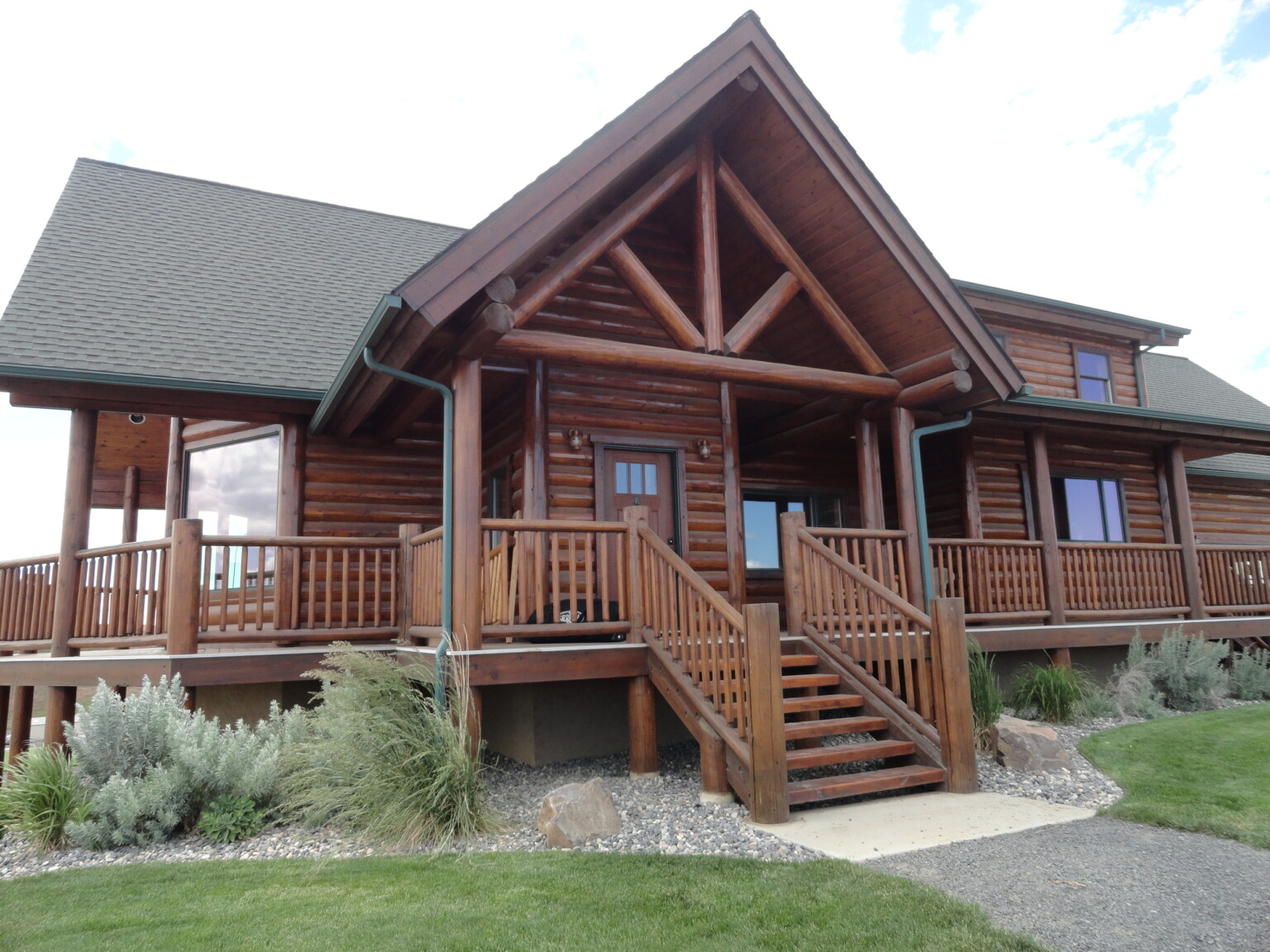 Why a Custom Log Home is a Great Idea - Mountain Living