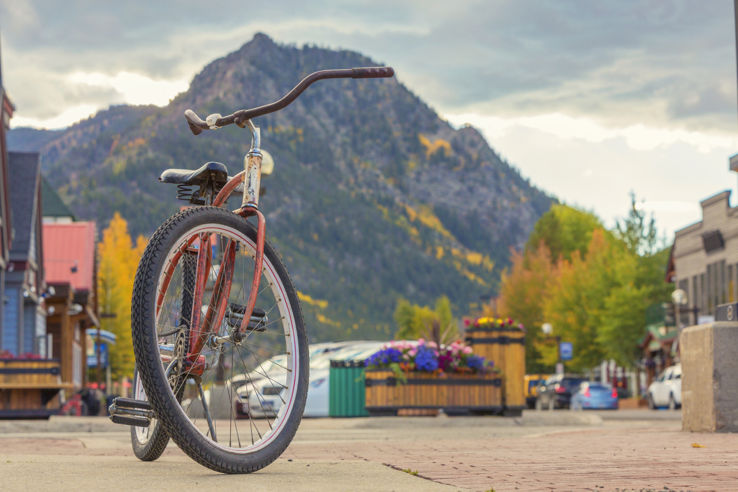 Fall in Love with Autumn in the Colorado Mountains - Mountain Living