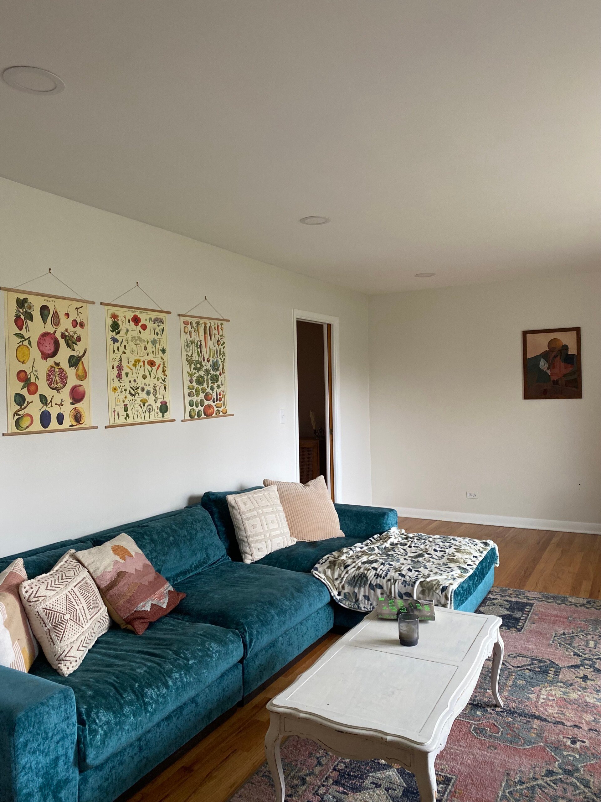 A Simple Guide to Building a Thoughtful Art Collection - Mountain Living