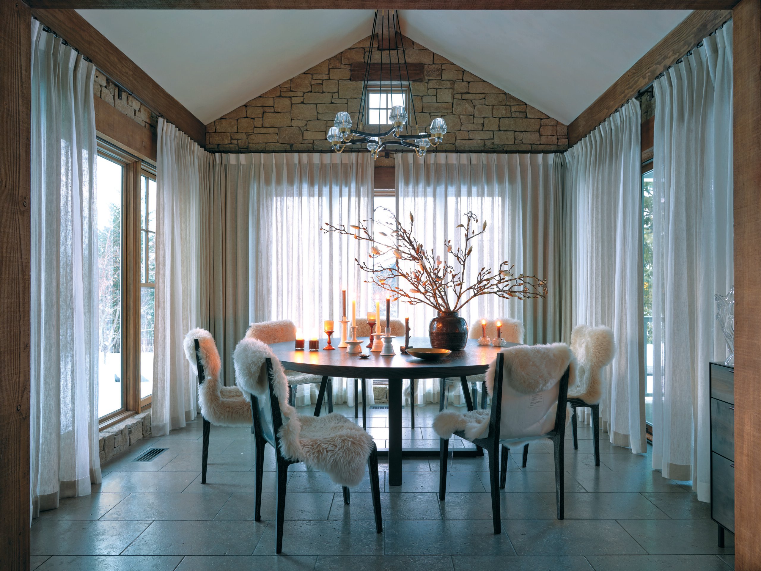 WRJ Co-Founders Open the Doors to their 1950s Jackson Bungalow for an ...