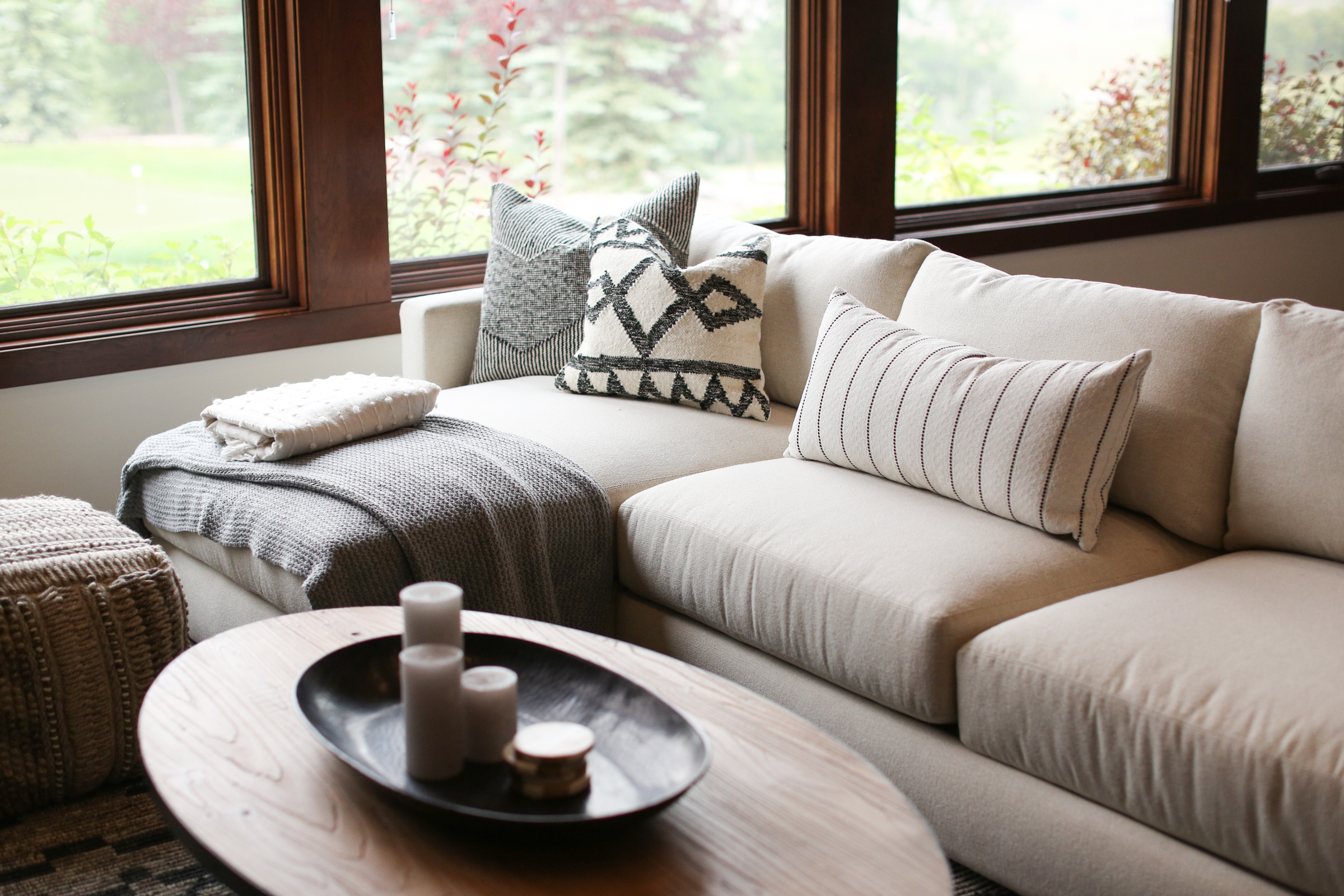 4 Tips to Create a Cozy Home for the Holidays - Mountain Living