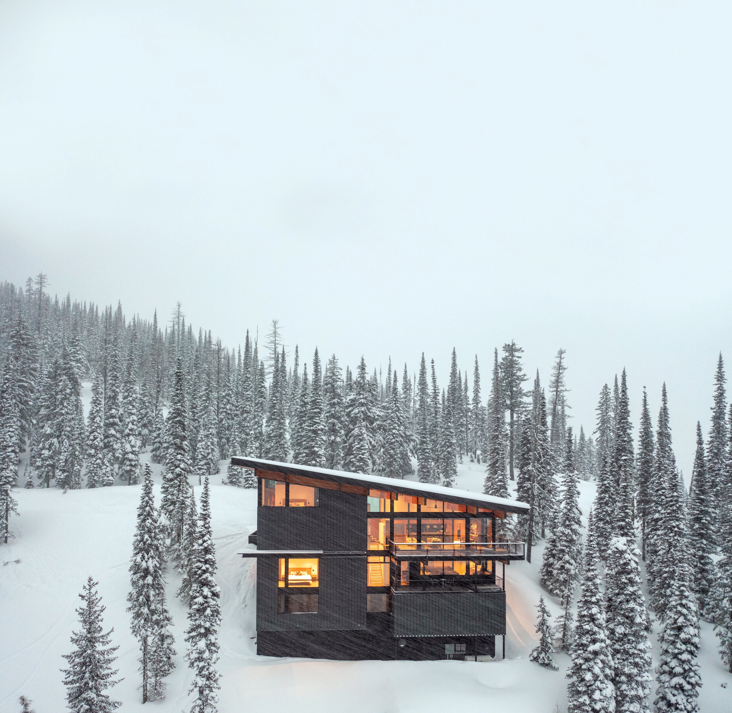 A Snow Haven Pays Homage to its Owners Love of Skiing - Mountain Living