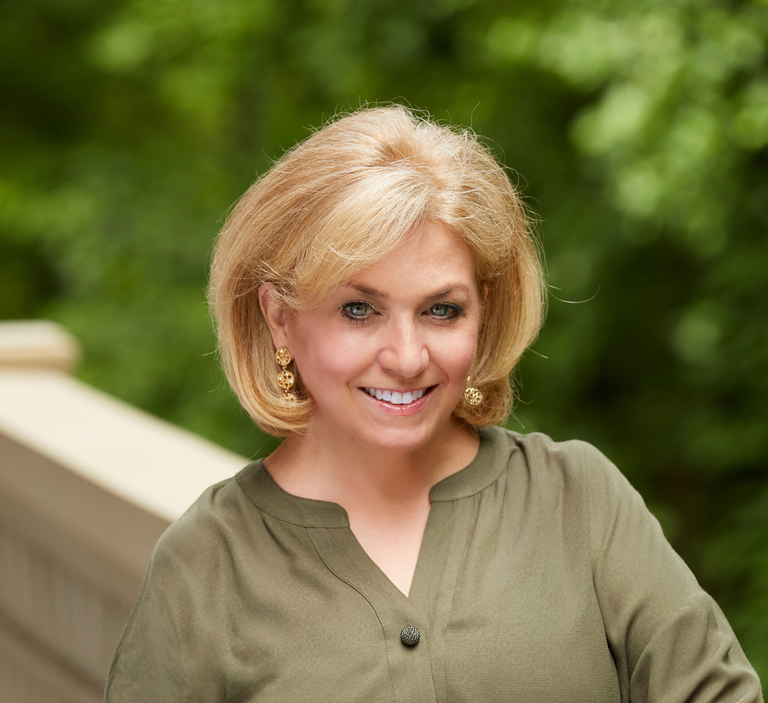 Our Editor Talks with Suzanna Hamilton on Her New Podcast - Mountain Living
