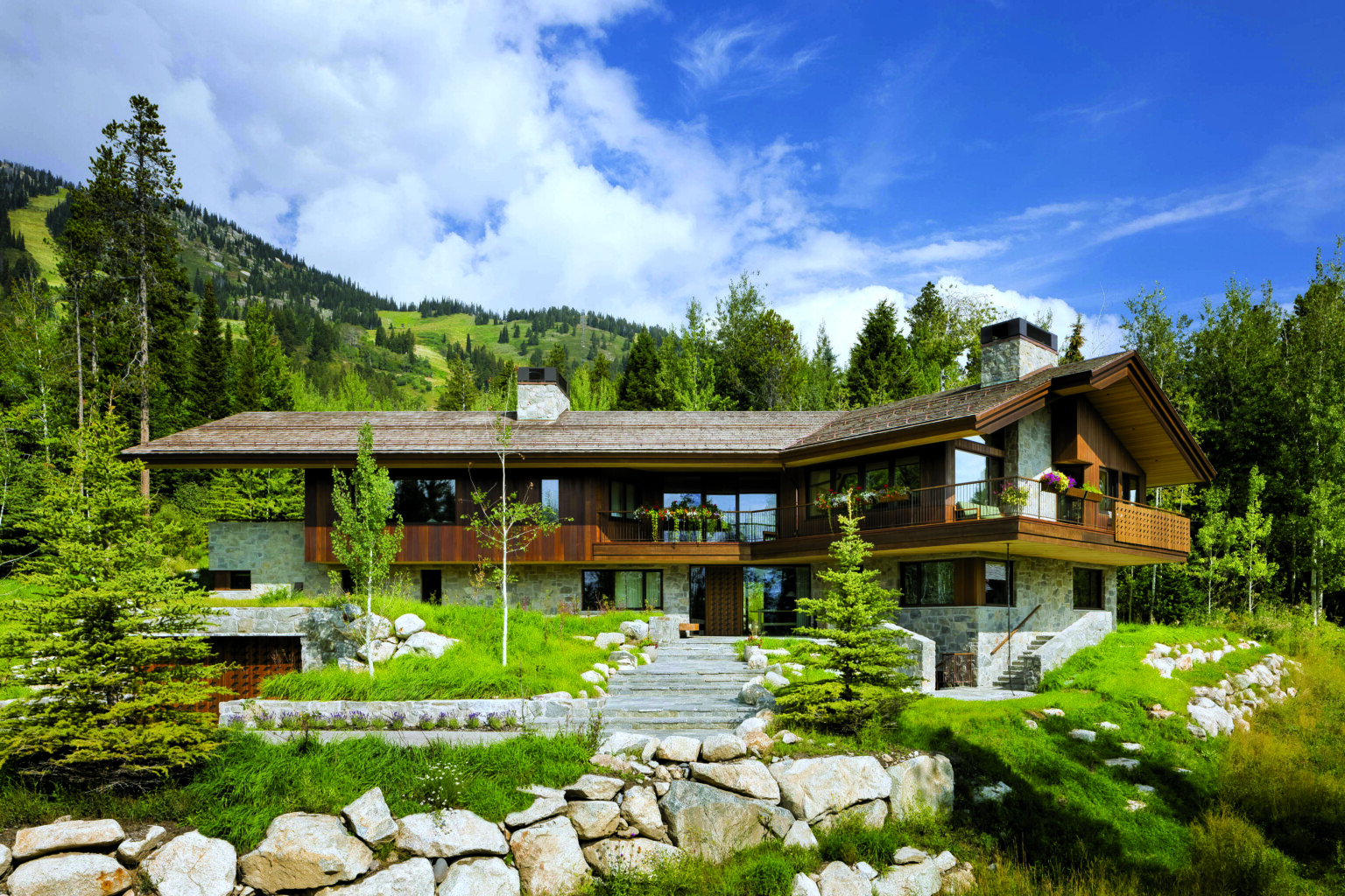 A Mountain House With a Veterinarian Twist - Mountain Living