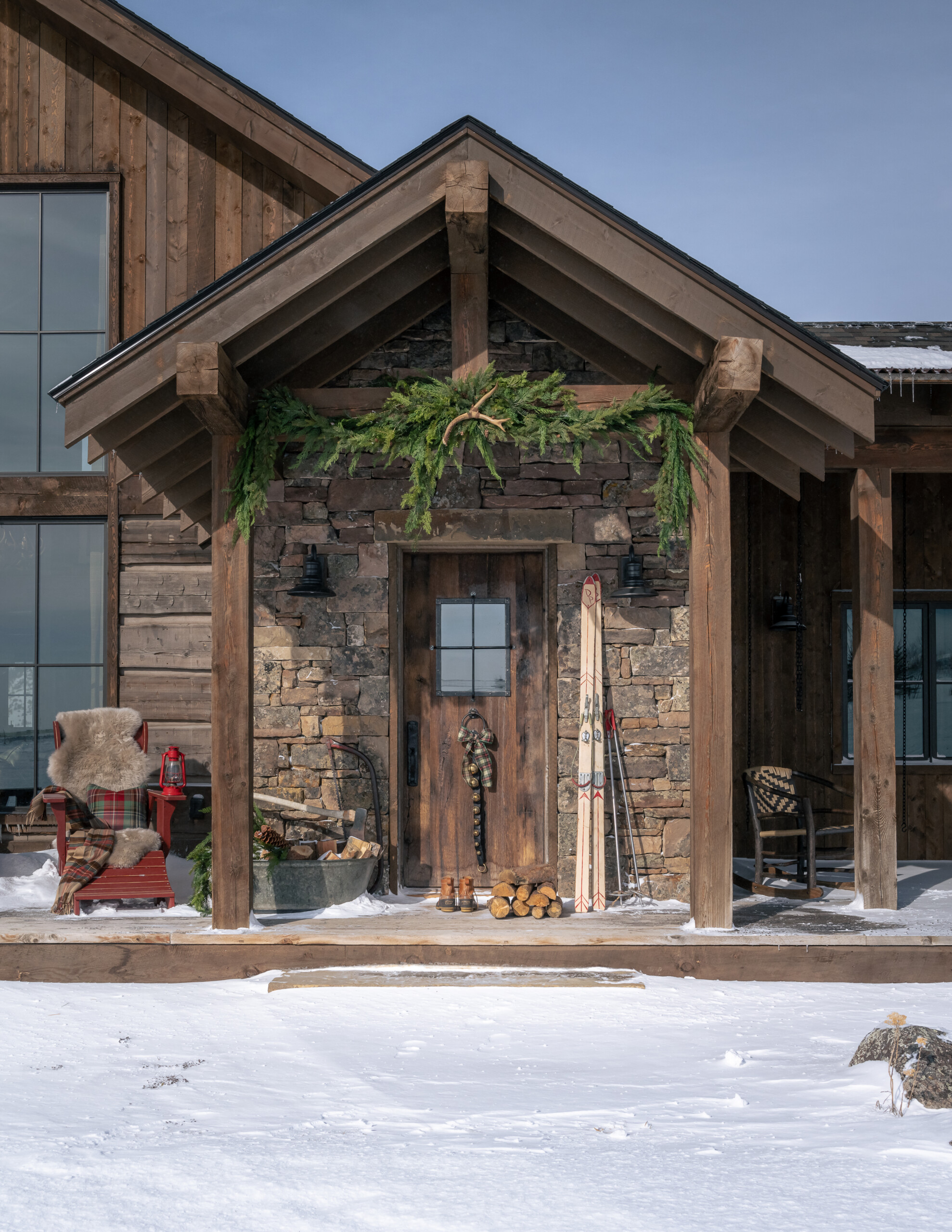 A Cowboy Cabin Christmas In Montana’s Paradise Valley - Mountain Living
