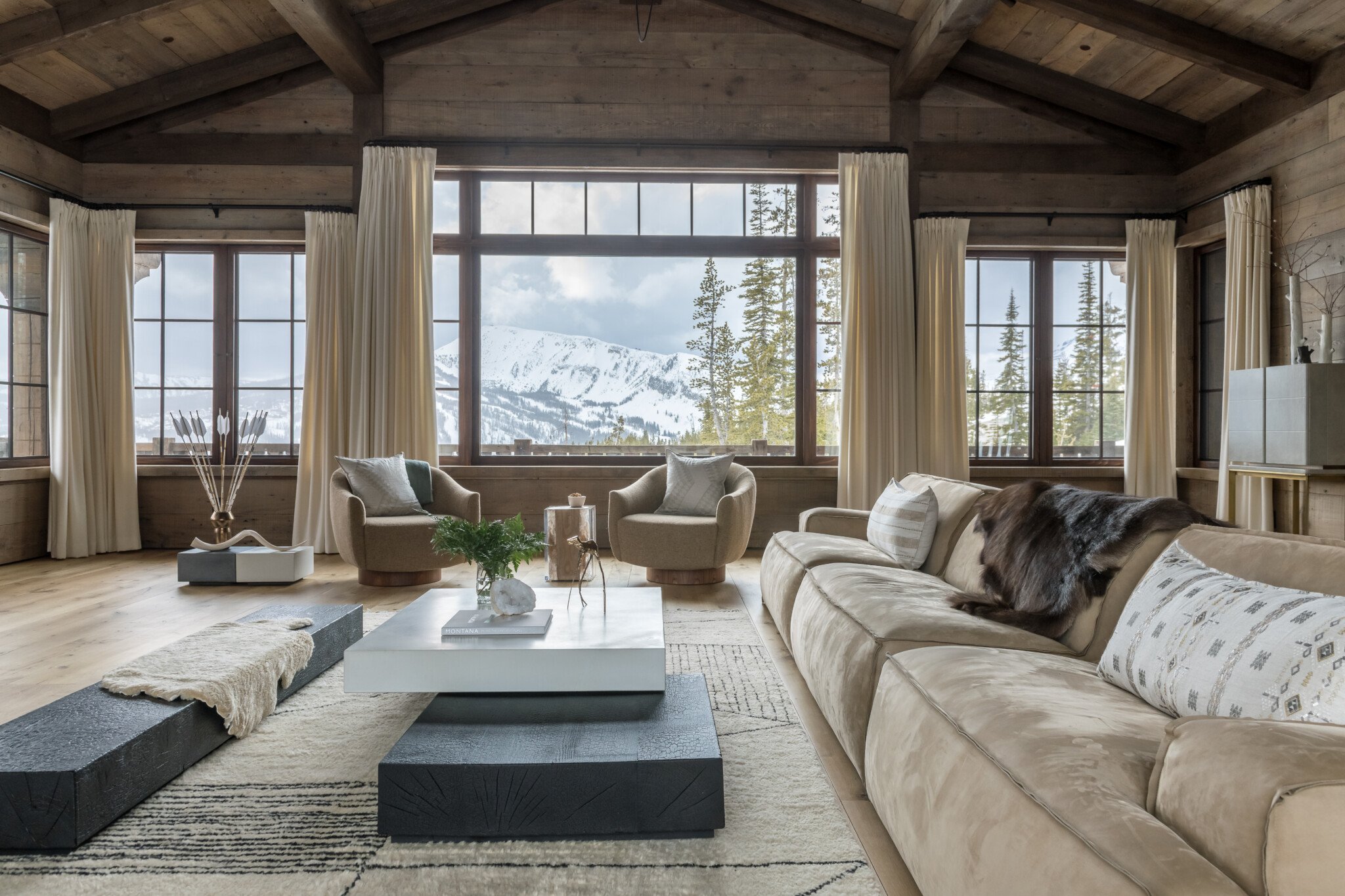 Creating a Fresh, Warm Alpine Design - Mountain Living