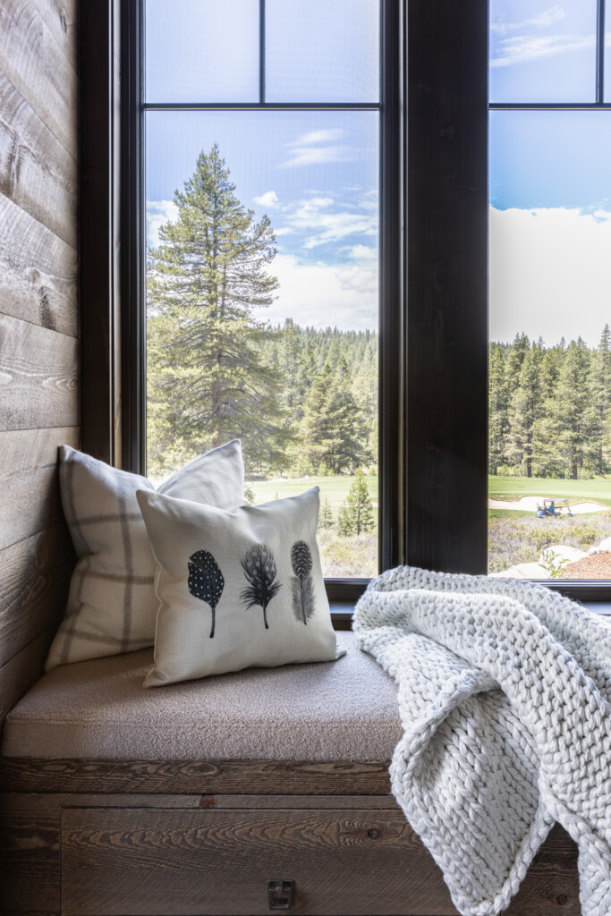 How to Create Cozy Rustic Nooks for the Holidays - Mountain Living