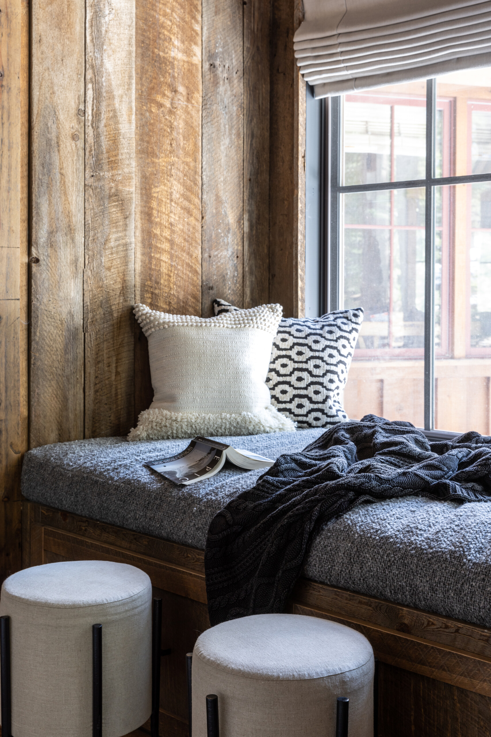 How to Create Cozy Rustic Nooks for the Holidays - Mountain Living