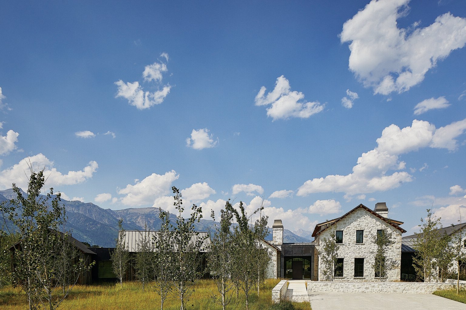 North America's Largest Women’s Social Outdoor Adventure Group Turns 25 ...