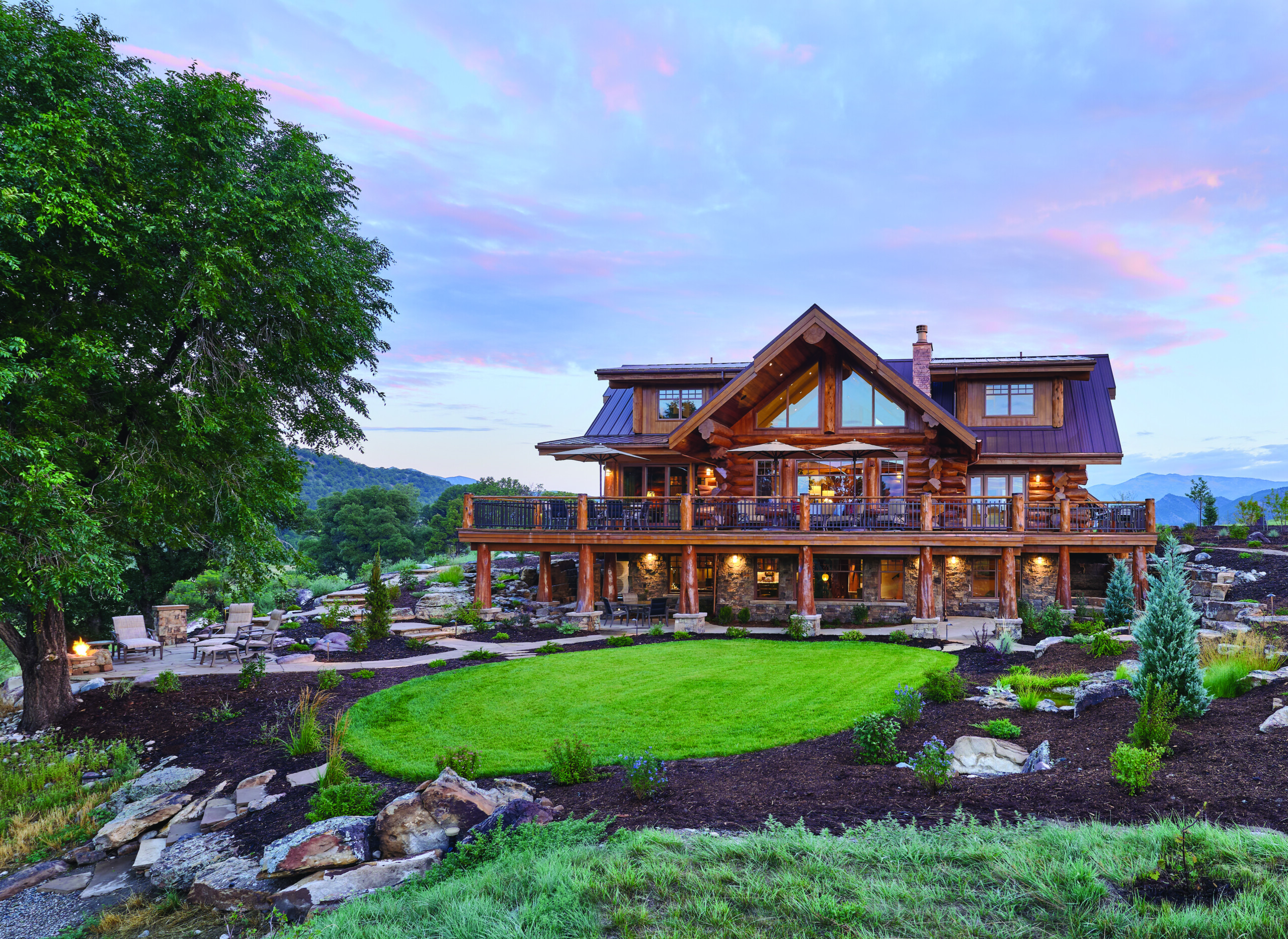 A Spacious Newly Built Cedar Log Cabin with Transitional Style ...