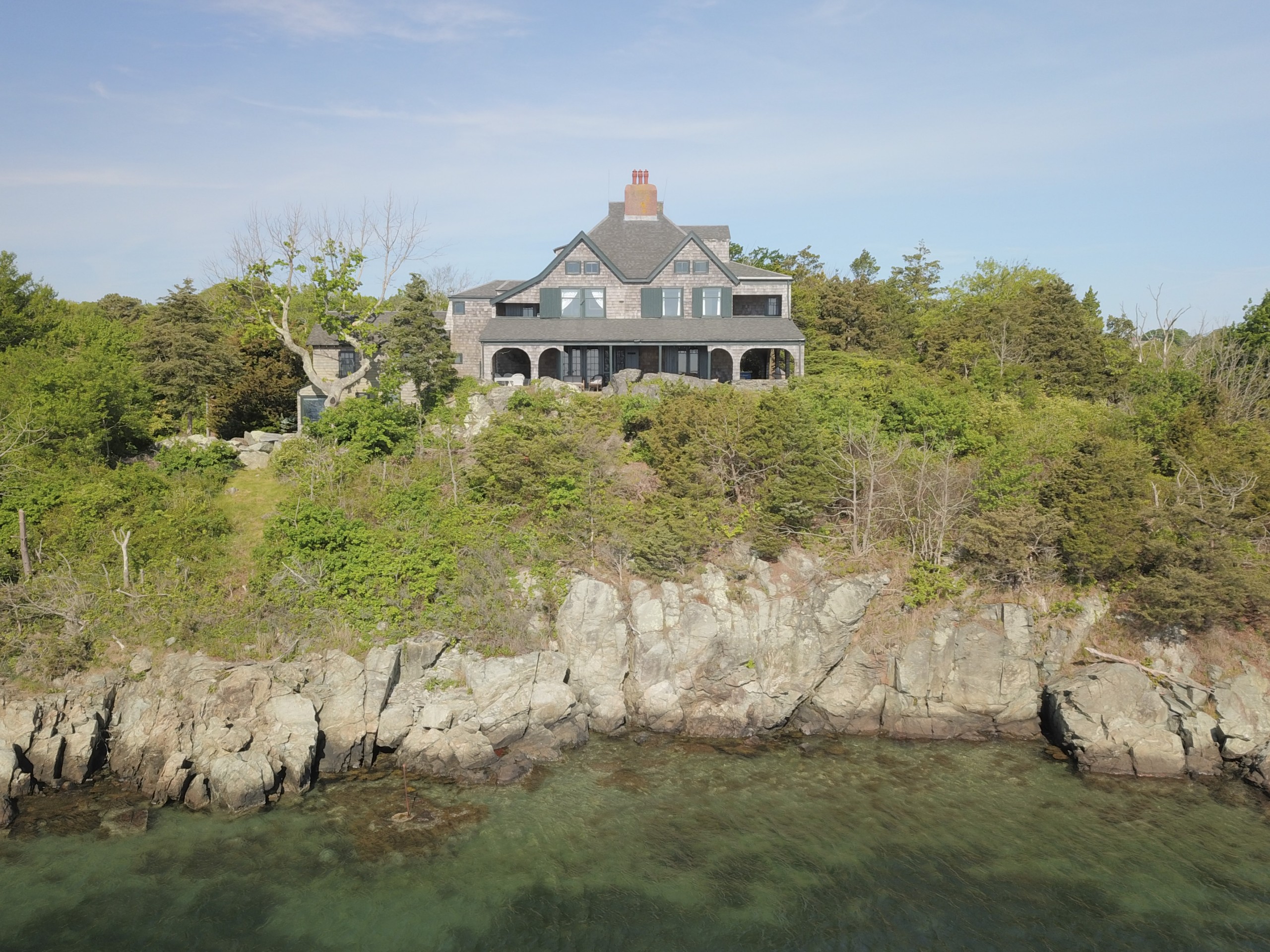 House Lust: The Barnacle, an Iconic Summer Cottage in the Dumplings, is ...