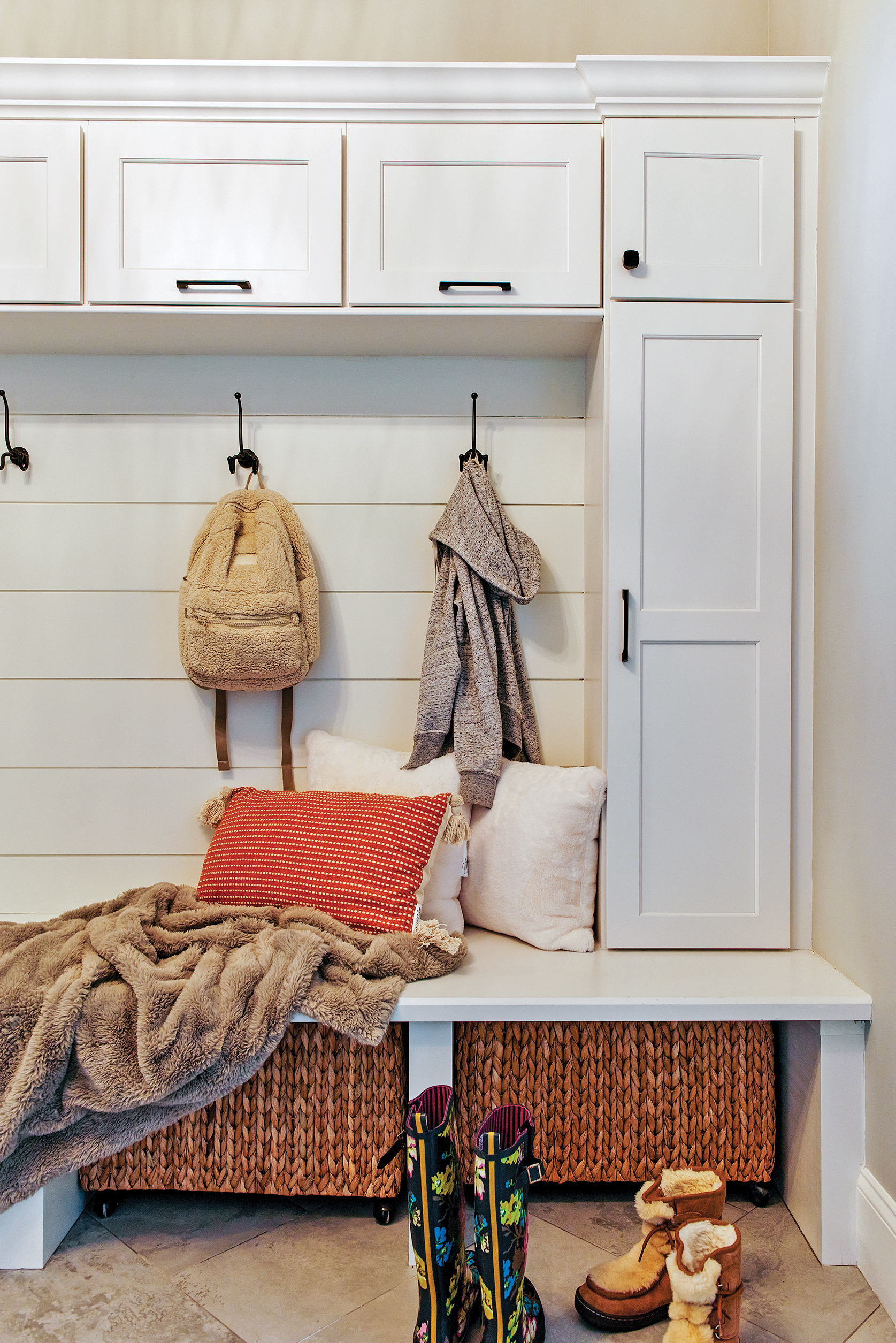 Meridian Custom Homes Delivers Classic New England Charm - Rhode Island ...
