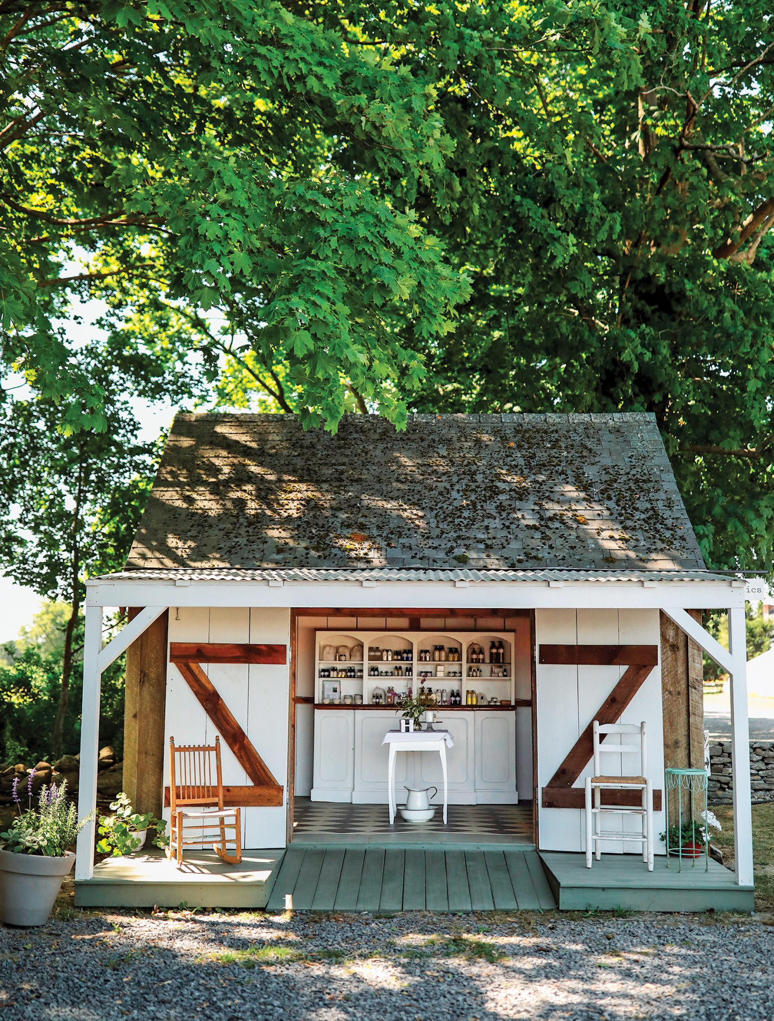 Farmaesthetics Revisits its Roots with New Pop-Up at Sweet Berry Farm ...