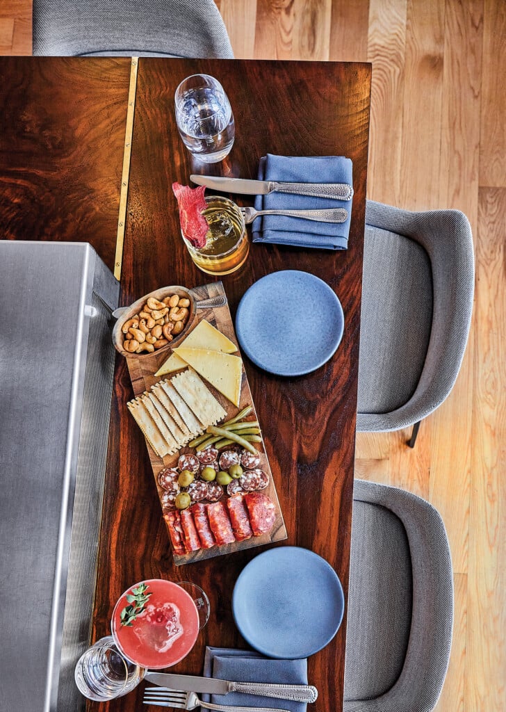 AP23EC145DIN - Rhode Island Monthly