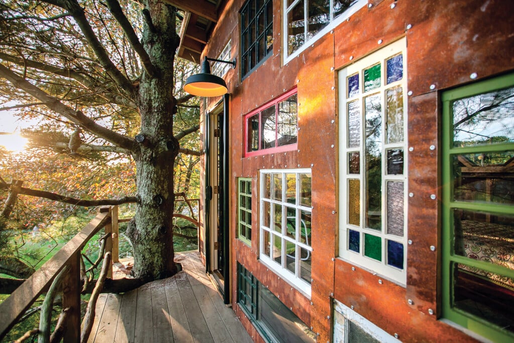 Air Apparent: Inside a Coastal Rhode Island Treehouse - Rhode Island ...