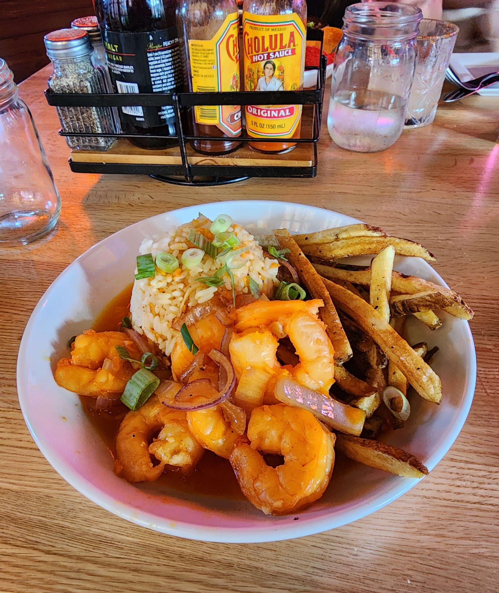 A Walk Down Main Street in Wakefield - Rhode Island Monthly
