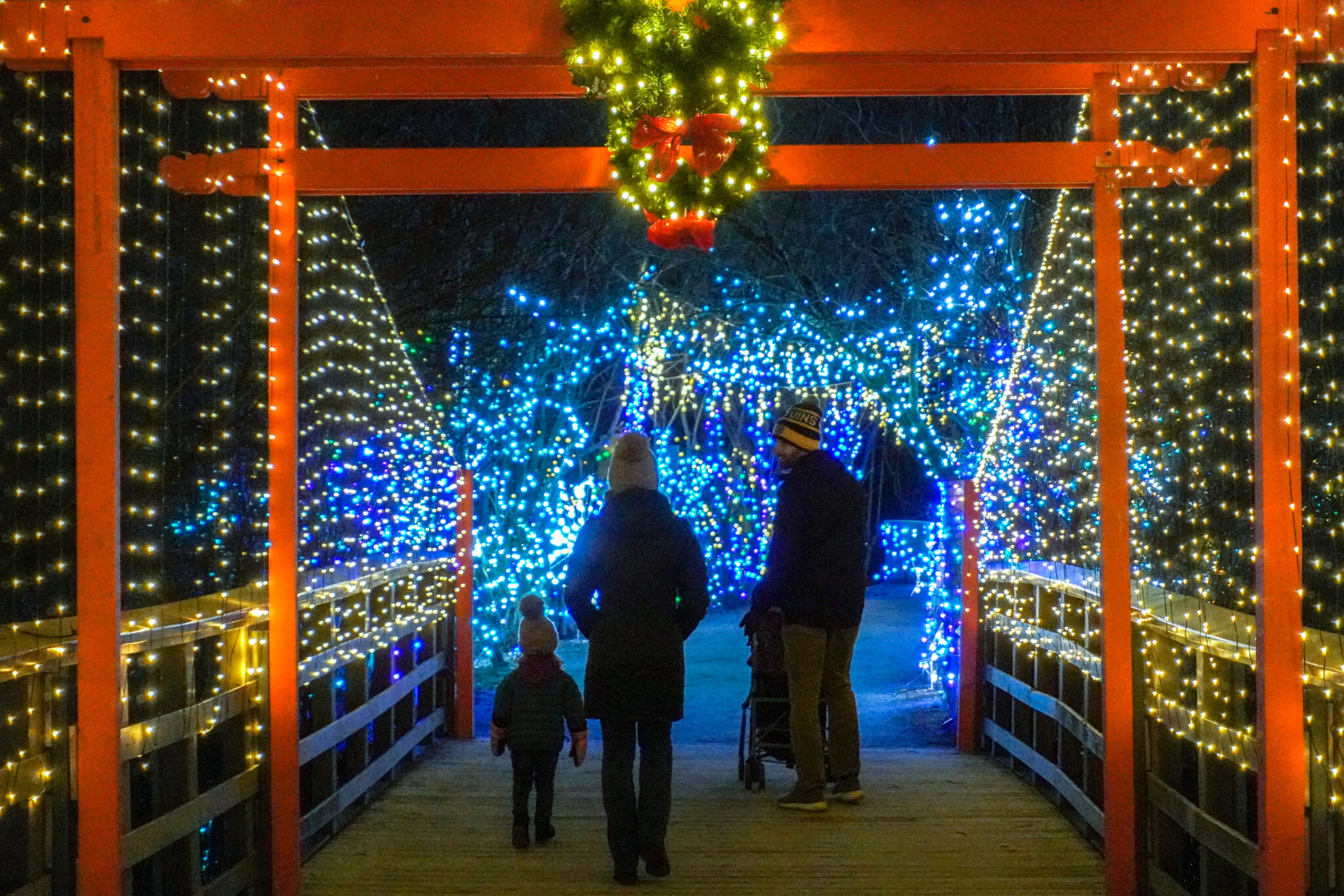 Holiday Lights Spectacular Illuminates Roger Williams Park Zoo Once ...