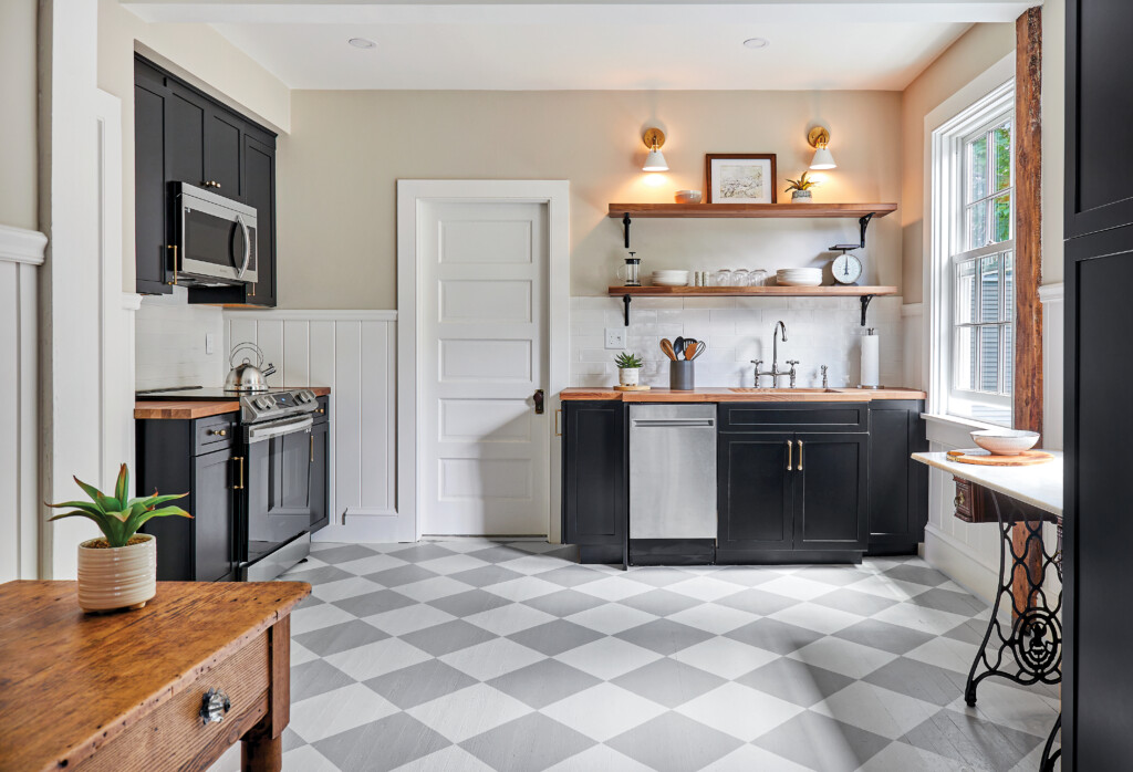 Fore and Aft: See the Transformation of this Oceanside Home - Rhode ...