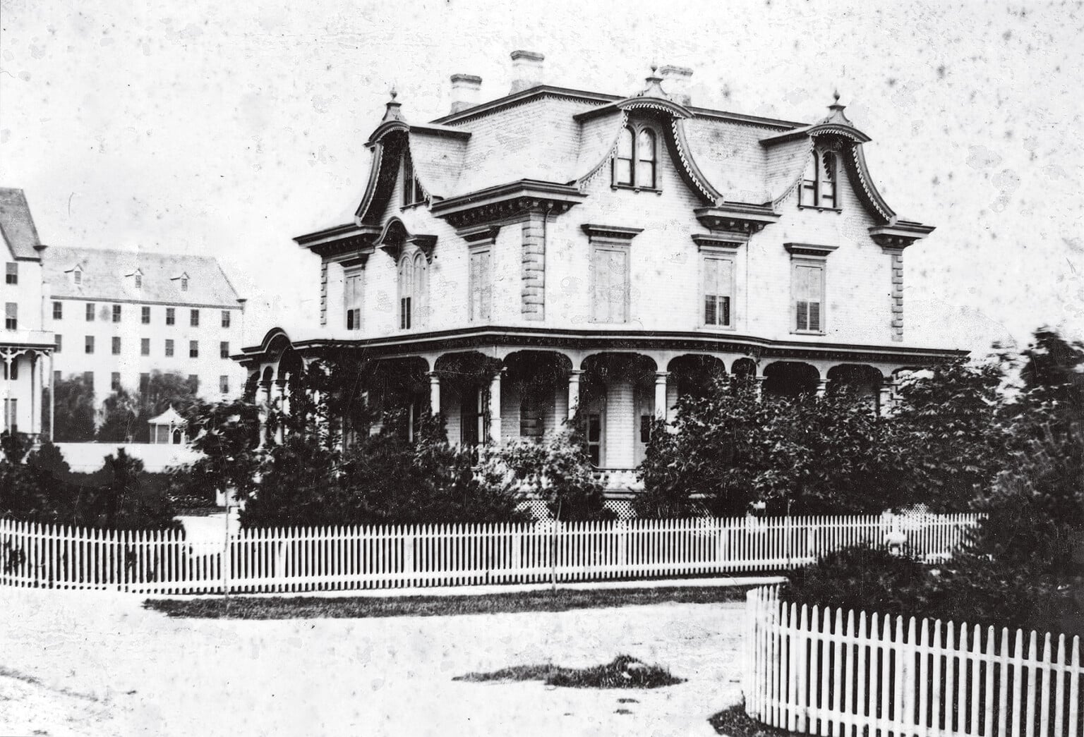 "Newport is Burning" Sheds Light on the Gilded Age Fires of Kate Judd ...