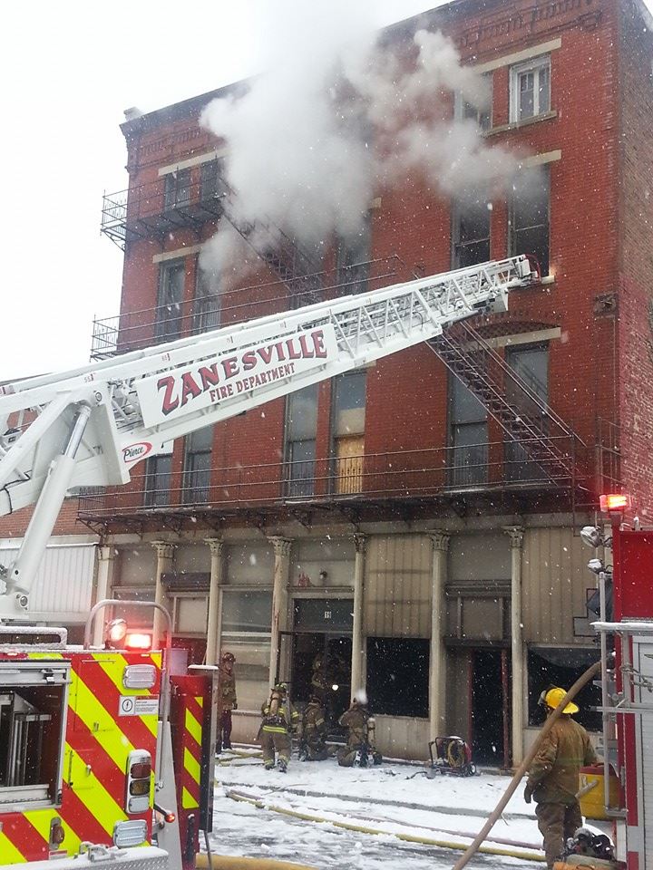 Structure Fire in Downtown Zanesville - WHIZ - Fox 5 / Marquee Broadcasting