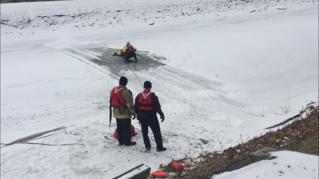 Fire Department ice water rescue exercise - WHIZ - Fox 5 / Marquee Broadcasting