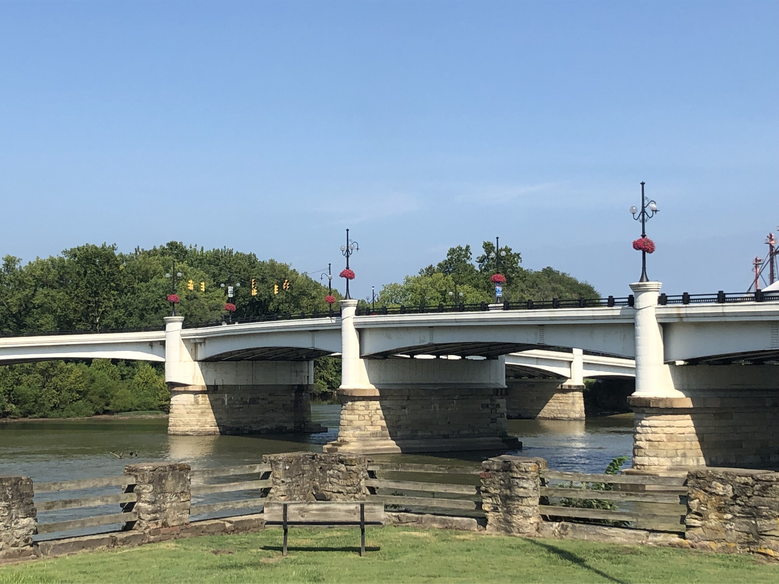 Y Bridge Light Fixtures Installed - WHIZ - Fox 5 / Marquee Broadcasting